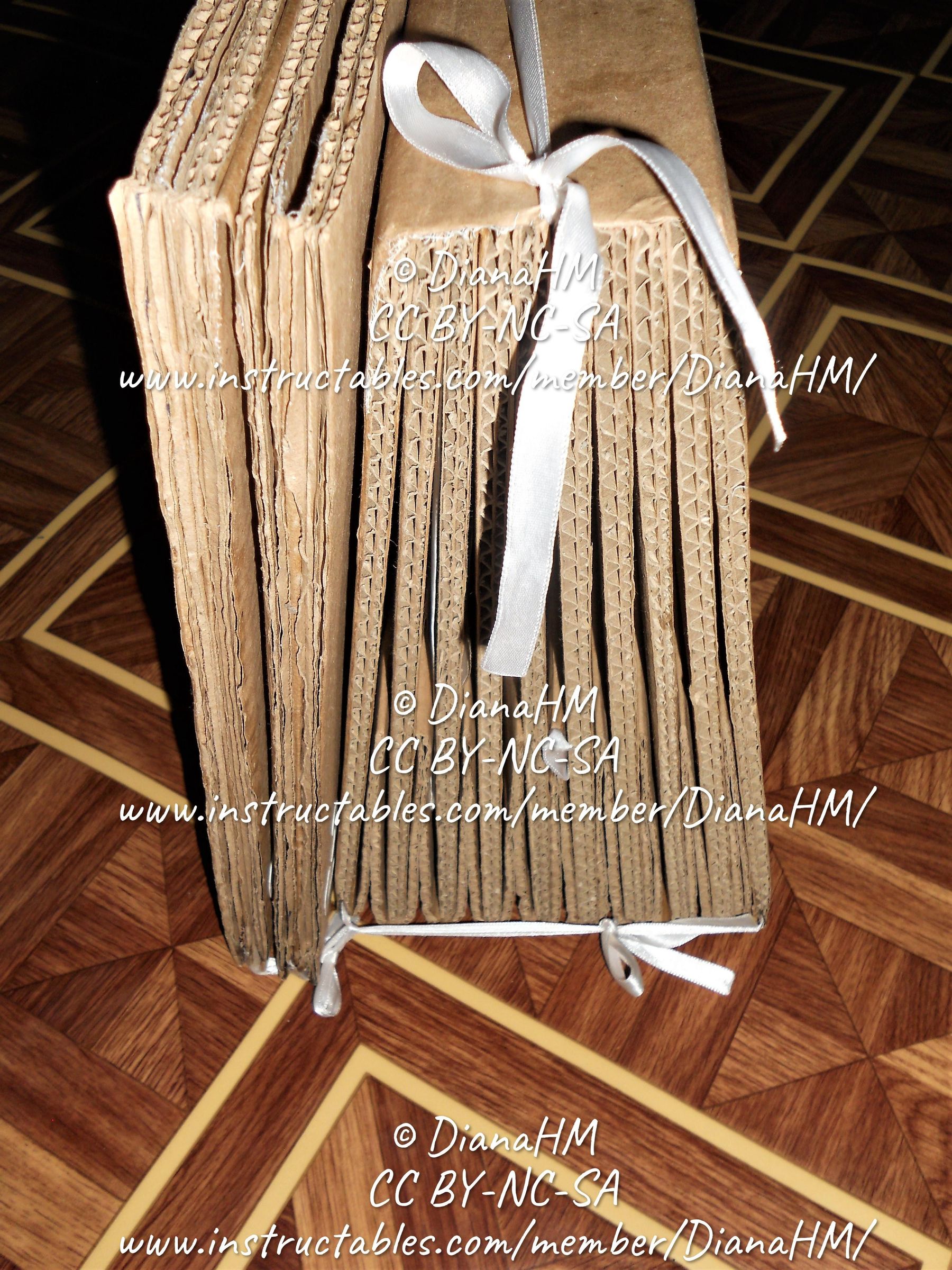 Portable Foldable Cardboard Stool-Table : 10 Steps (with Pictures ...