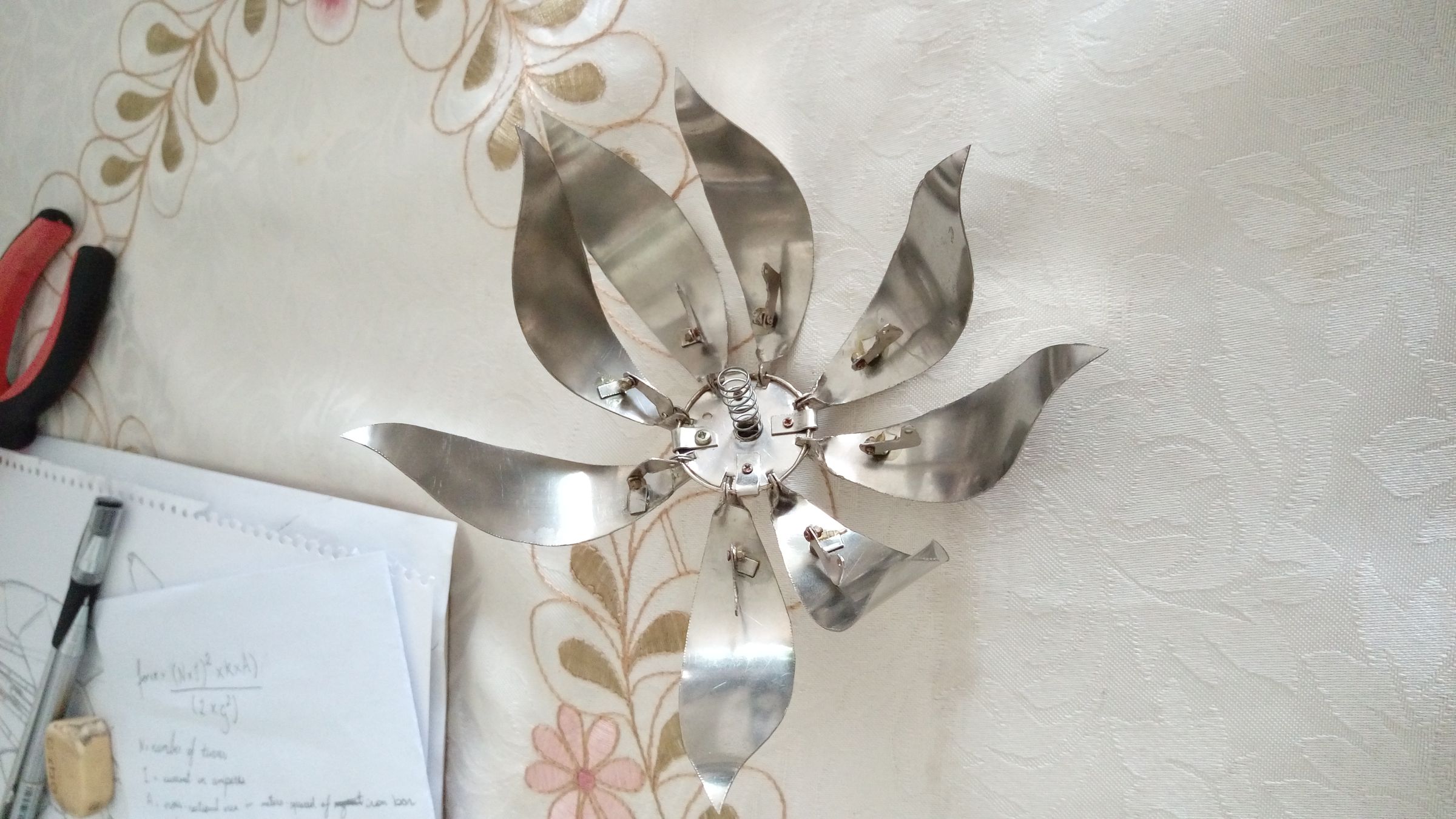Mechanical Flower : 9 Steps (with Pictures) - Instructables