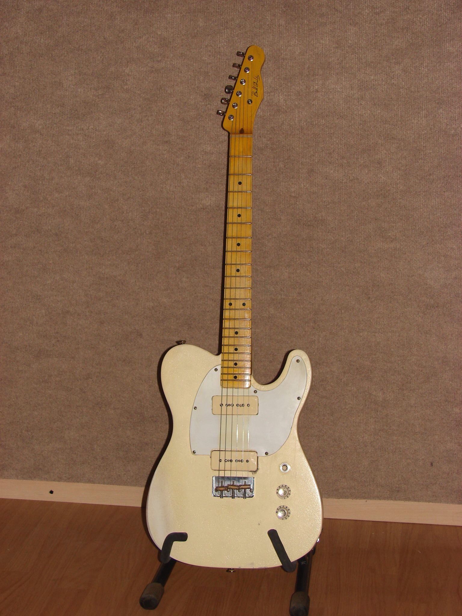 Building Your Old Costomiced Fender Stile Guitars : 11 Steps (with ...