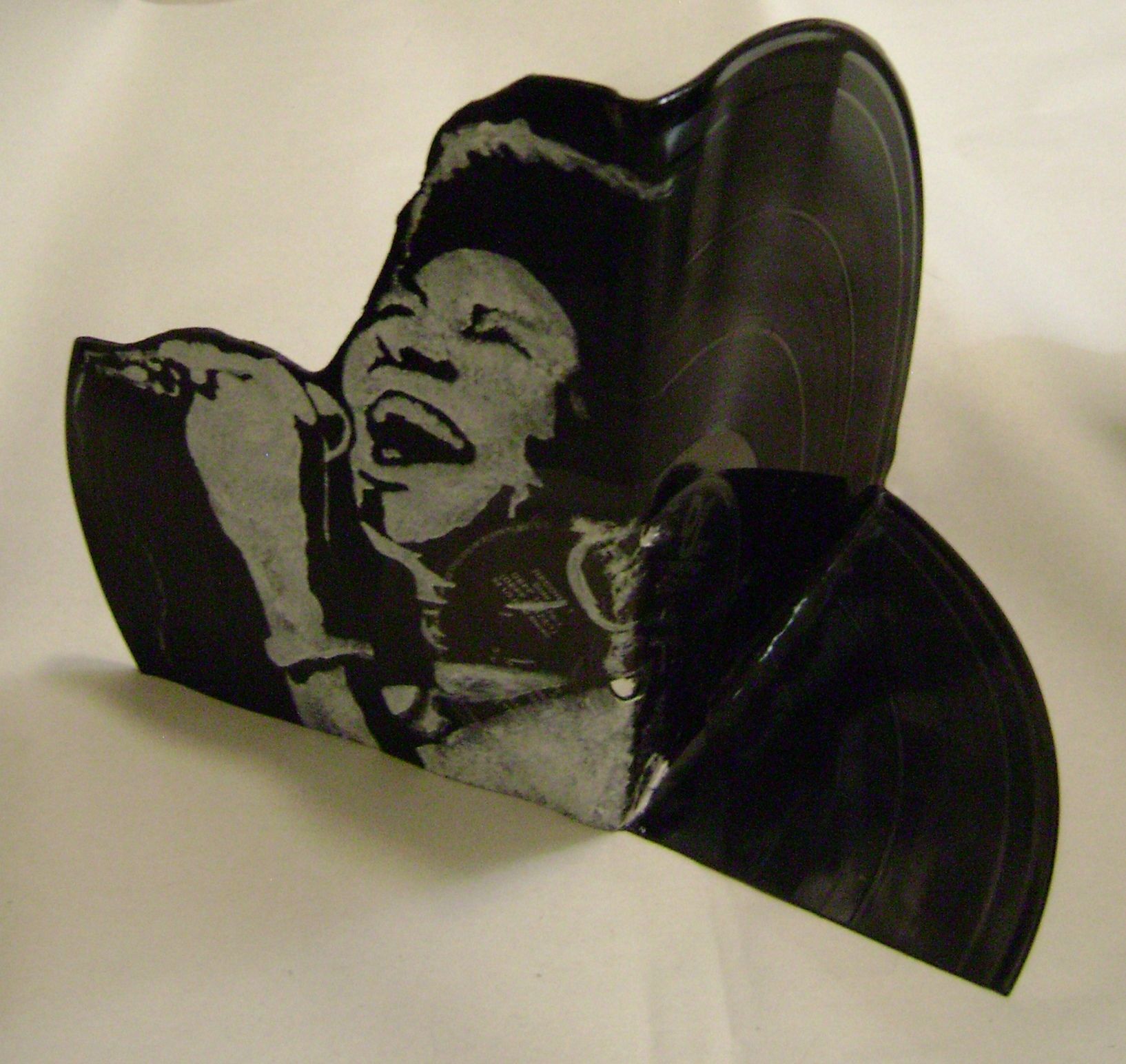 Vinyl Record Bookends : 4 Steps (with Pictures) - Instructables