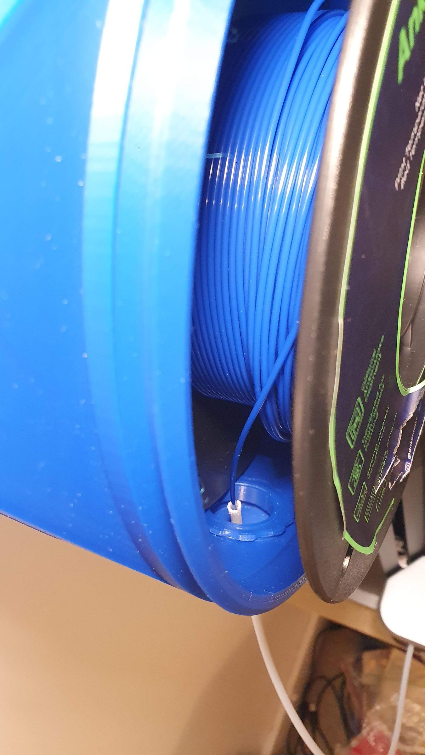 AnkerMake M5 Dry Box Spool Holder : 12 Steps (with Pictures ...