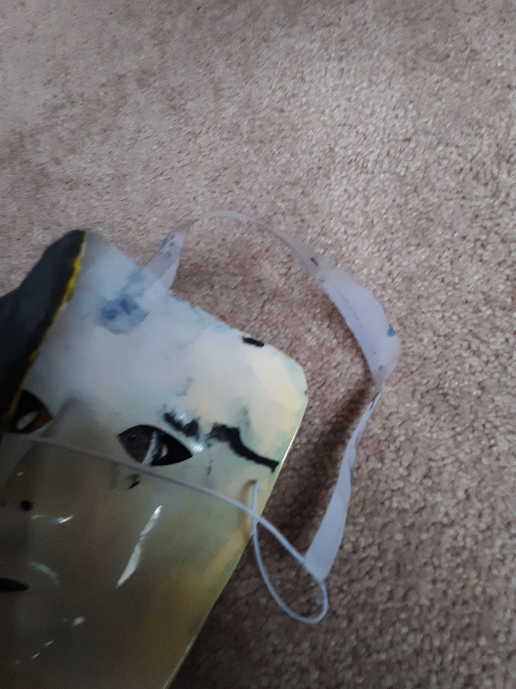 How to Make a Plague Doctor Mask With Paper Mache : 6 Steps - Instructables
