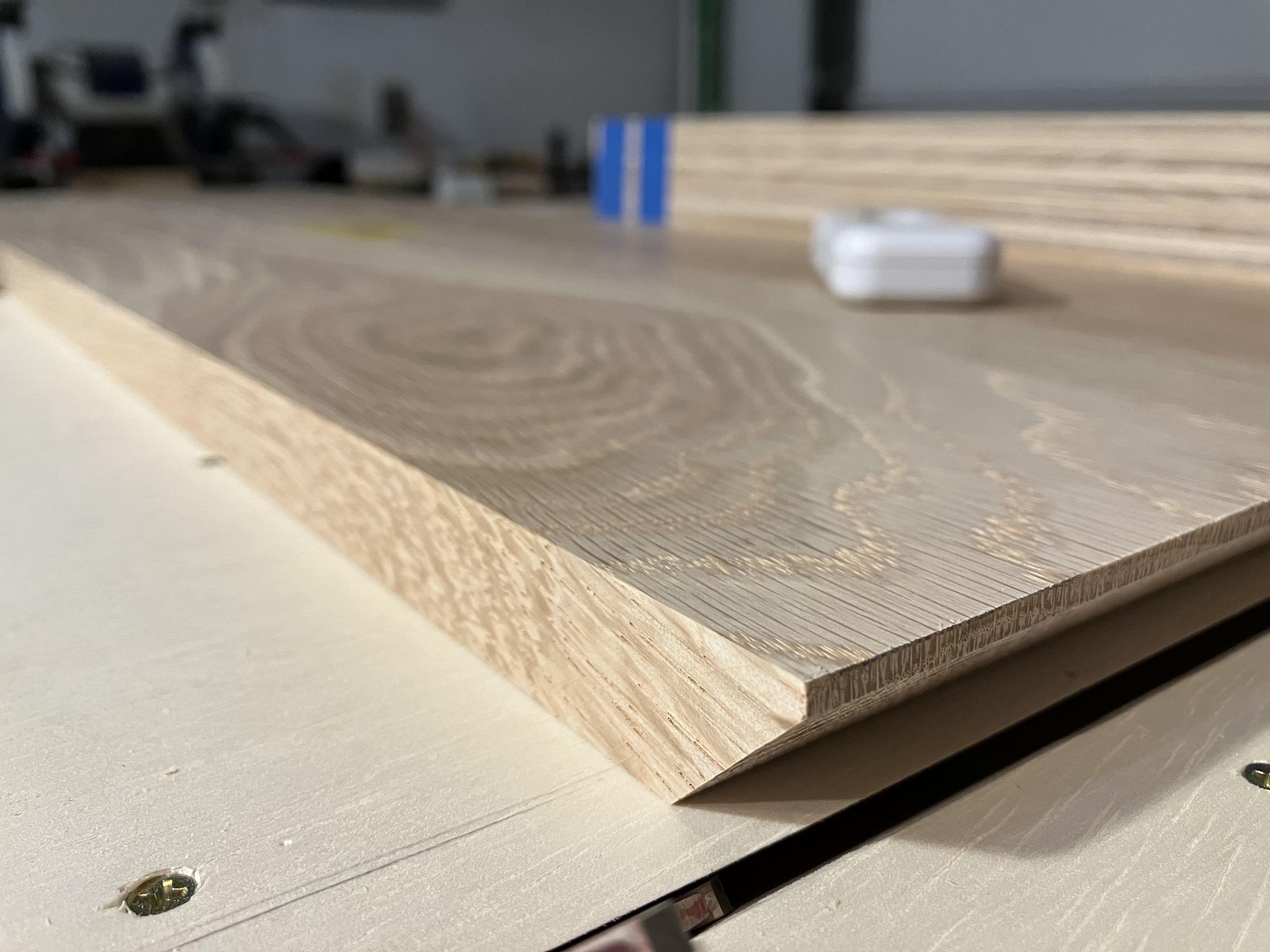 Modern Bookcase : 5 Steps (with Pictures) - Instructables