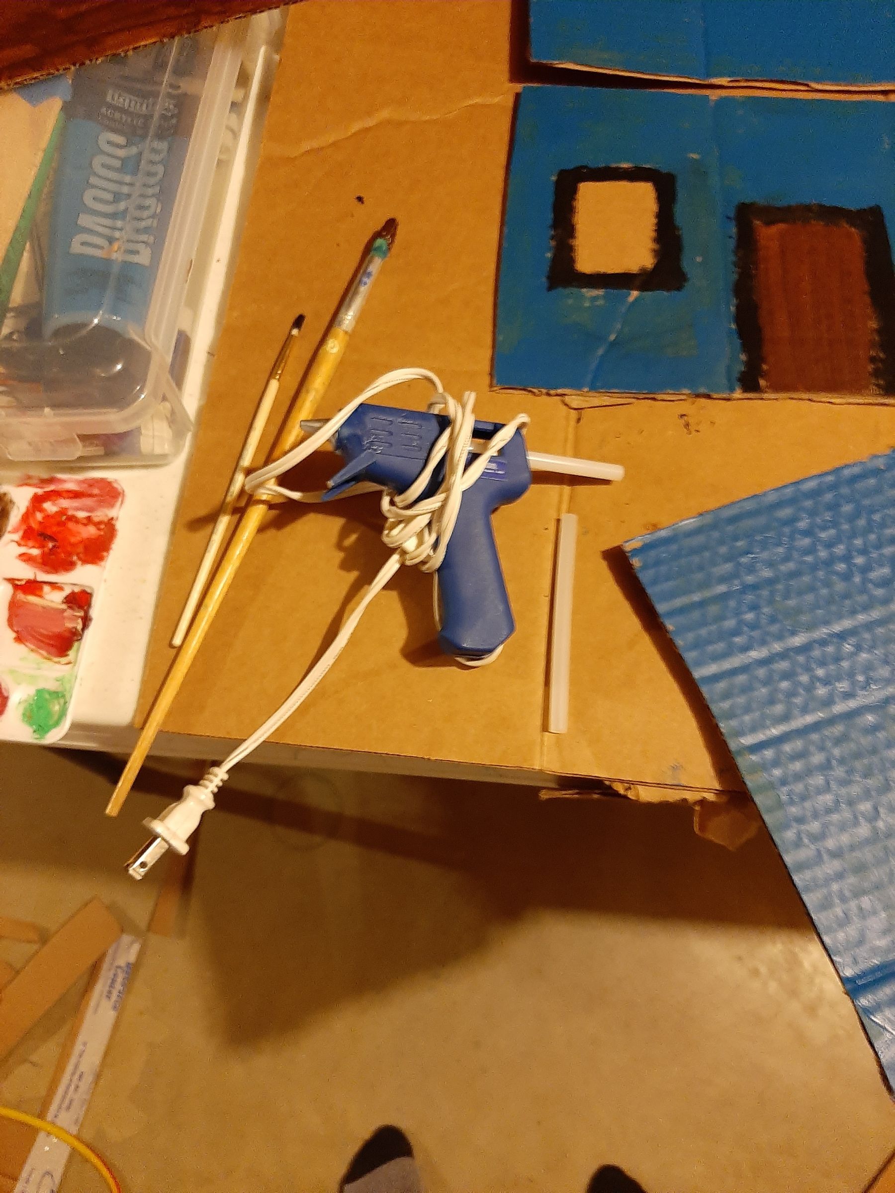 Hot Glue Cardboard House : 5 Steps - Instructables