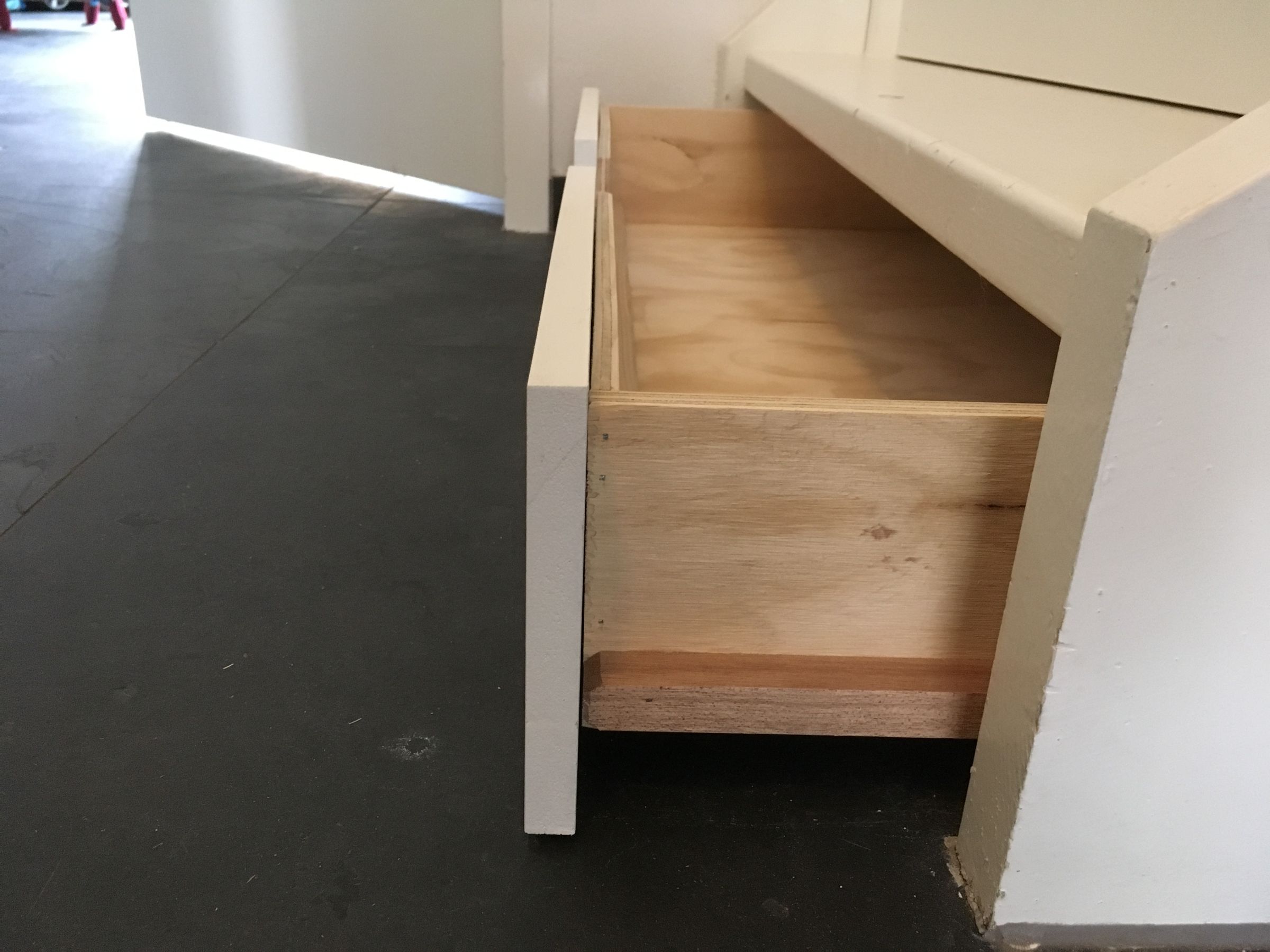 Staircase Drawers ! : 14 Steps (with Pictures) - Instructables