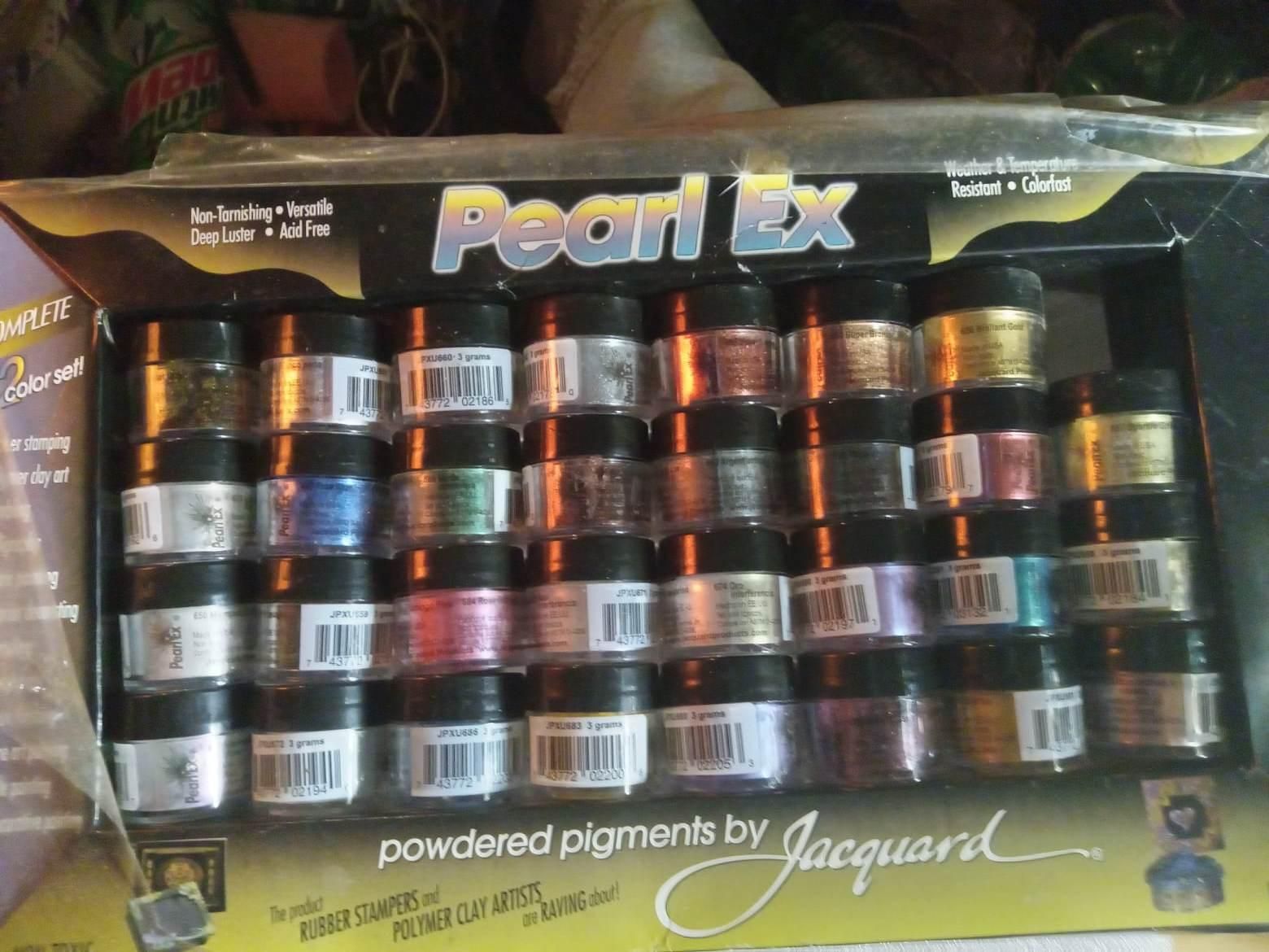 Faux Stained Glass With Resin and Gallery Glass Paint : 15 Steps ...