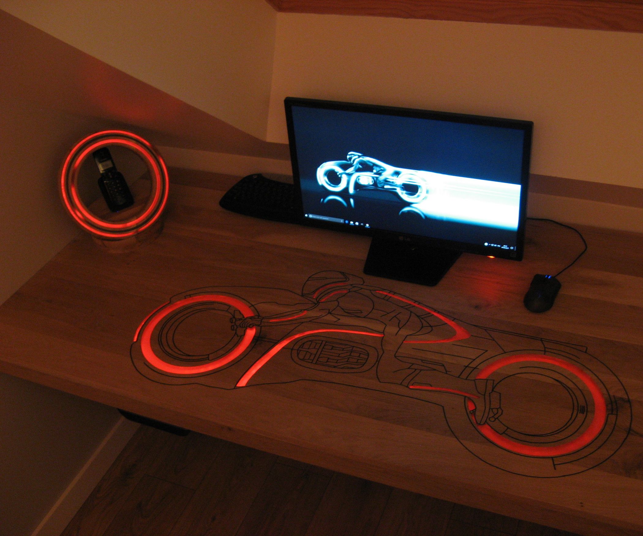 Make a Led Tron Desk and Led Tron Clock : 15 Steps (with Pictures ...