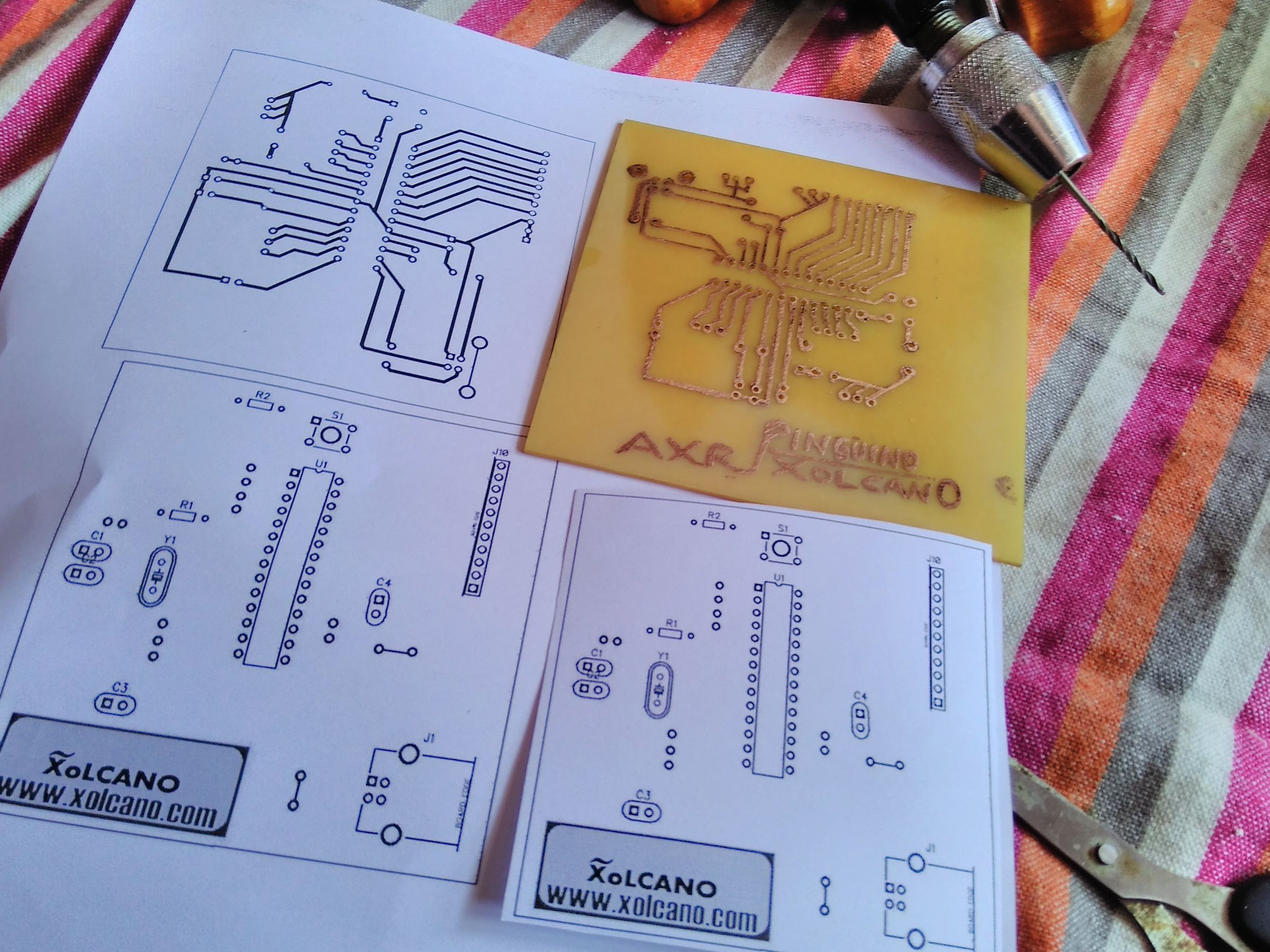 Pinguino Project (a PIC Microcontroller Based Arduino #No Programmer ...