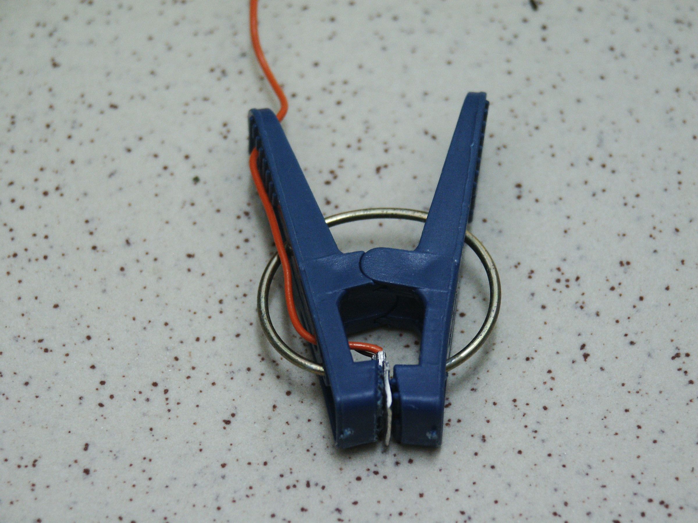 Easy DIY Battery Holder : 9 Steps - Instructables