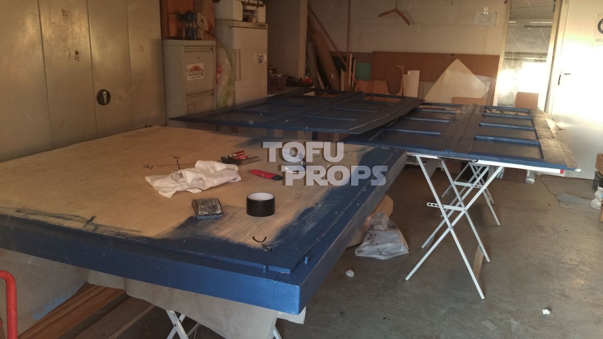 TARDIS DR WHO Life Size - Instructables