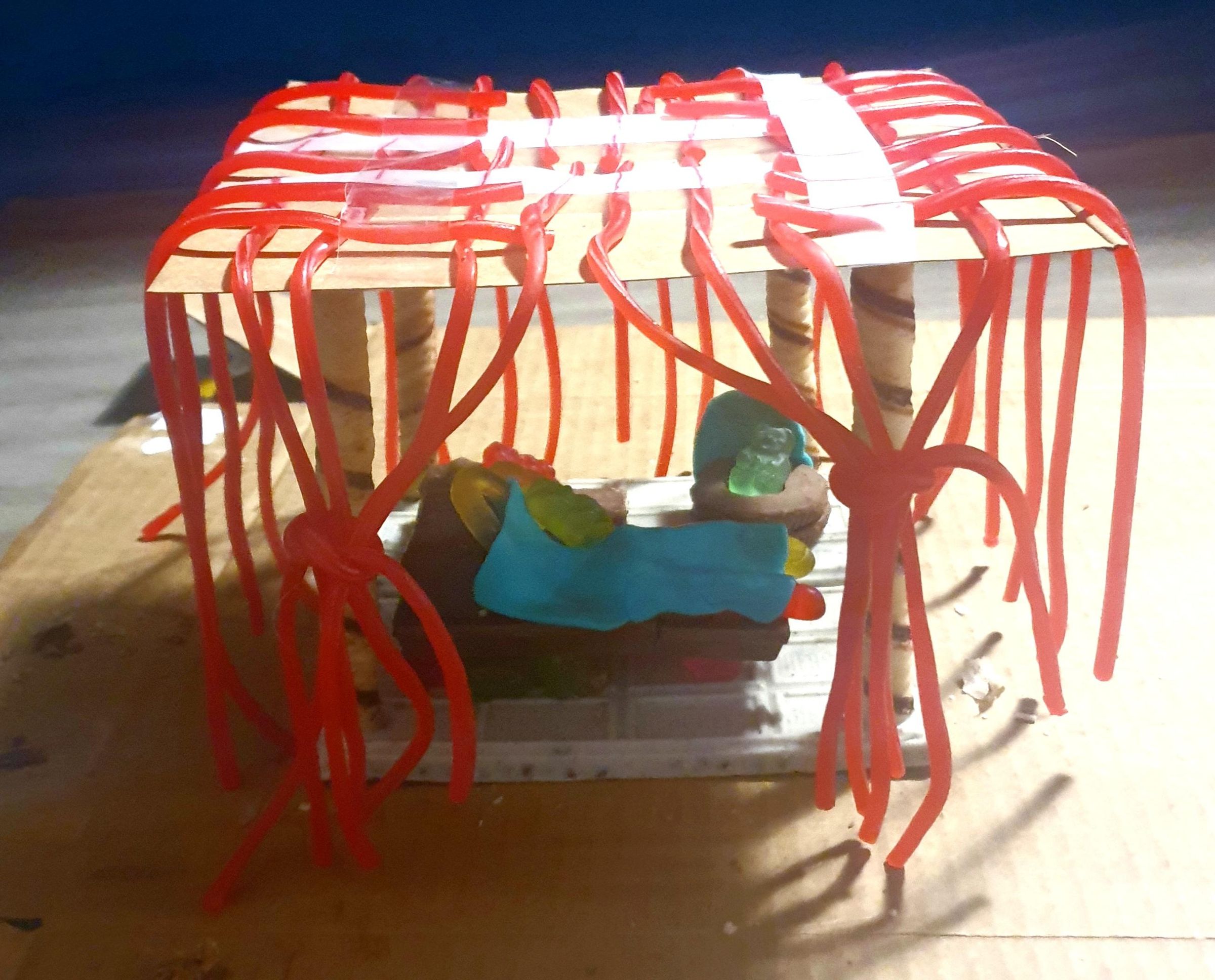 Candy Hospital Room : 5 Steps - Instructables