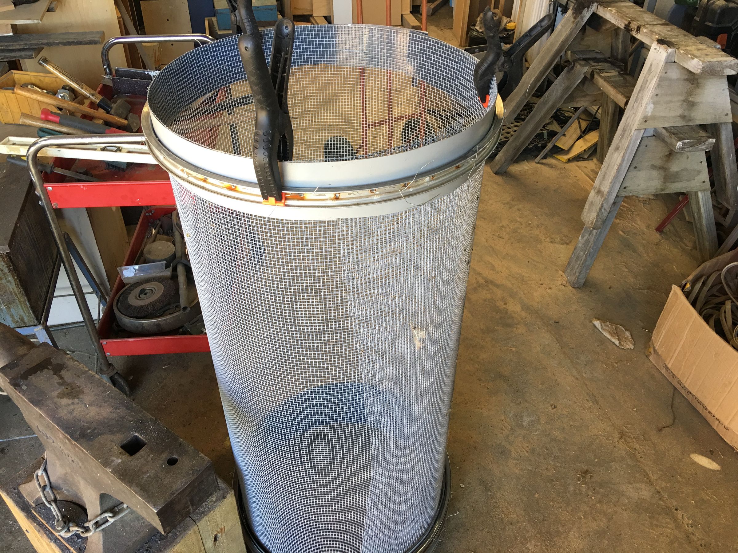 Building a Soil Sifter / Rotary Trommel : 7 Steps (with Pictures ...