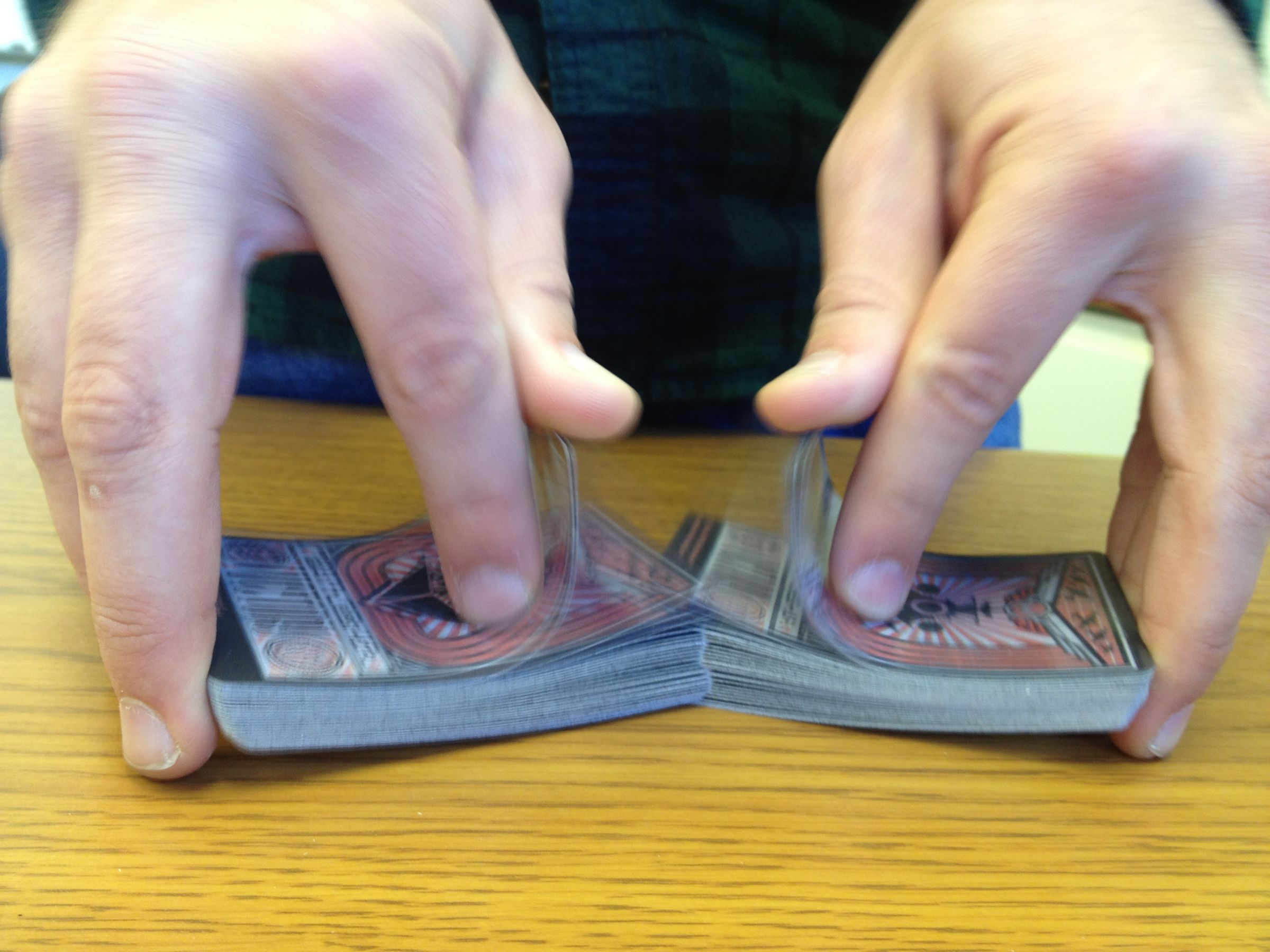 How to Shuffle Cards Like a Magician! : 7 Steps - Instructables