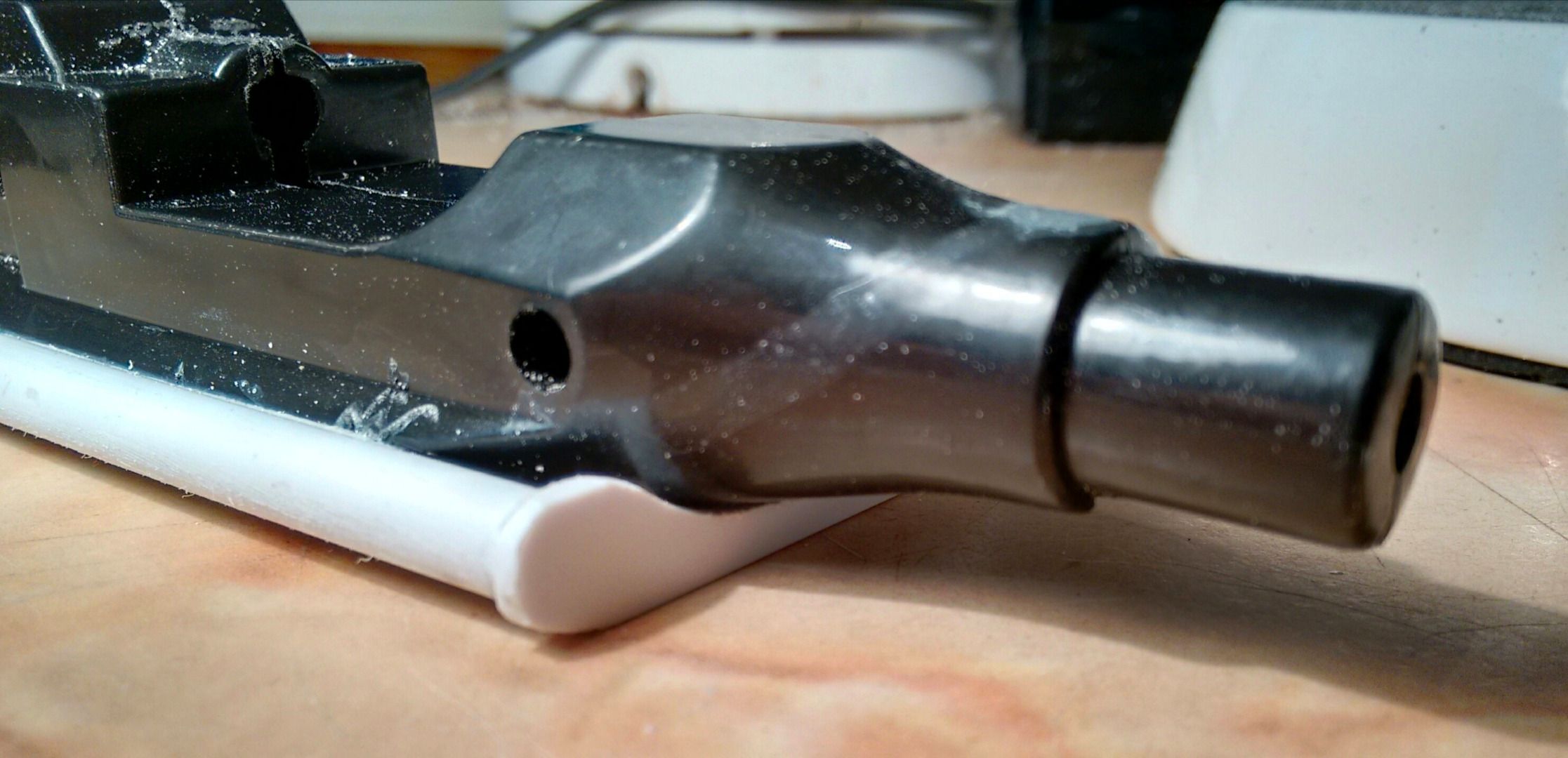 Bioshock Infinite Booker DeWitt's Broadsider/Mauser Pistol Replica : 14 ...