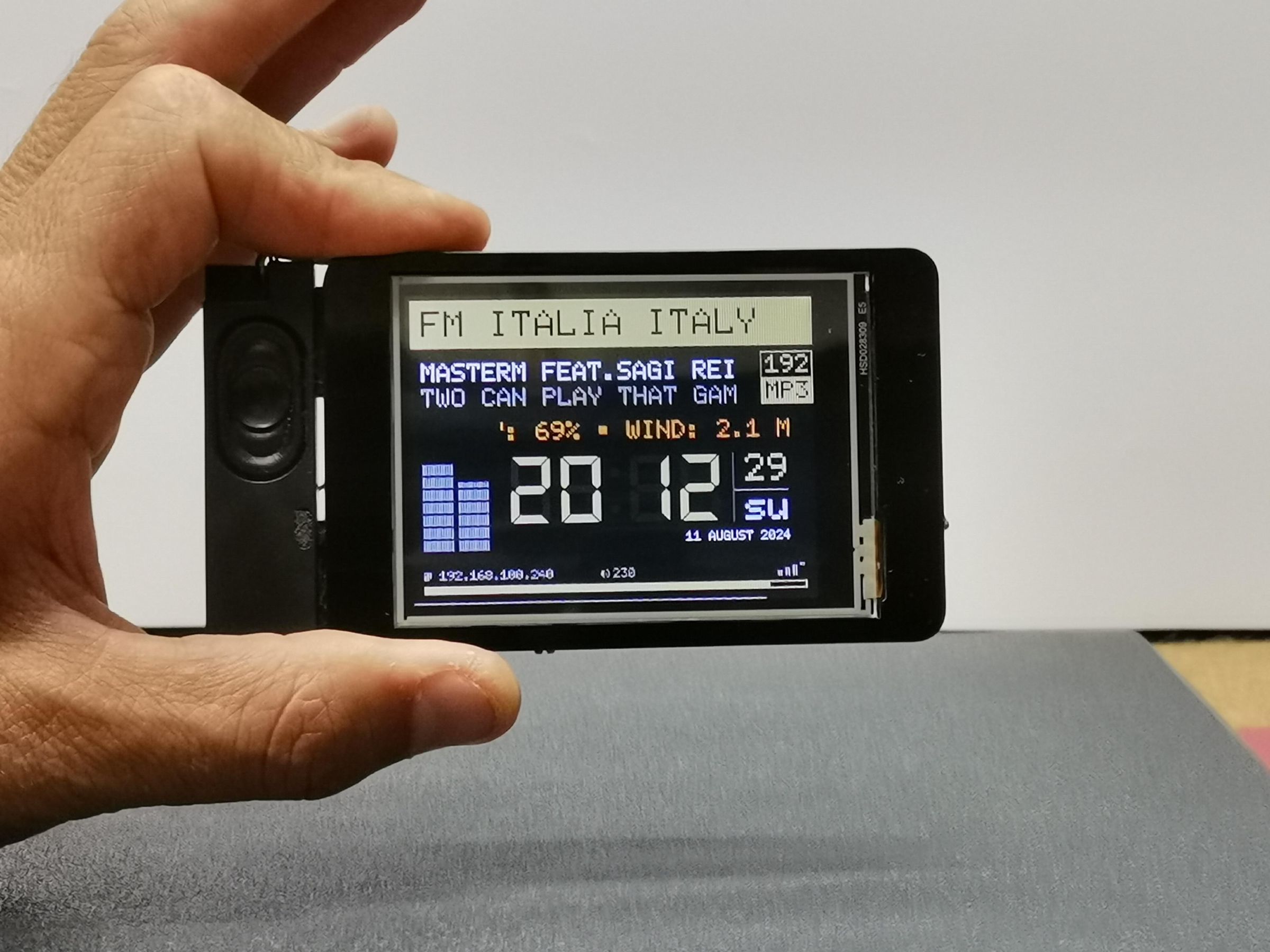 DIY Simple Advanced Weather Station (5day Forecast) and Internet Radio ...