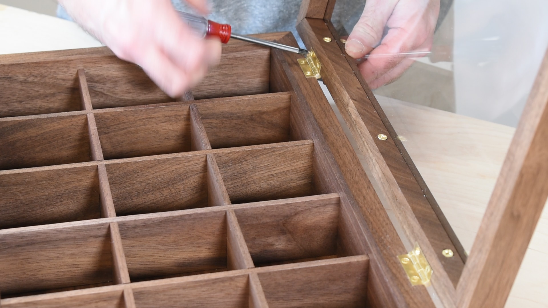 How to Install Box Hinges : 6 Steps (with Pictures) - Instructables