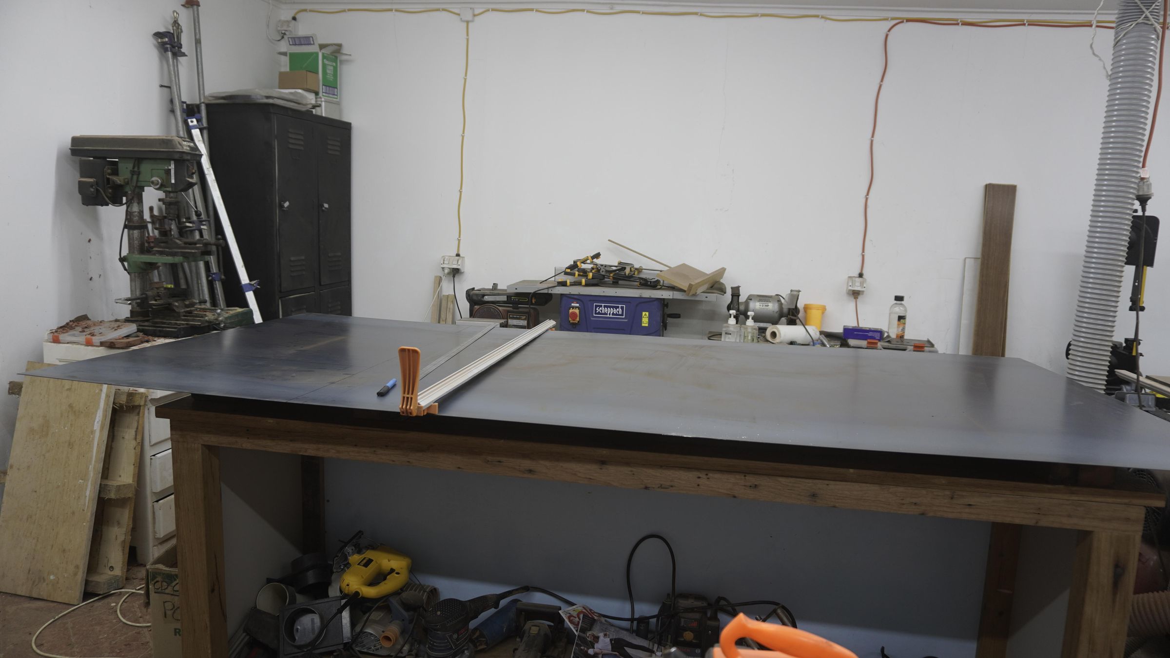 Industrial-style Metal and Timber Study Desk : 5 Steps (with Pictures ...