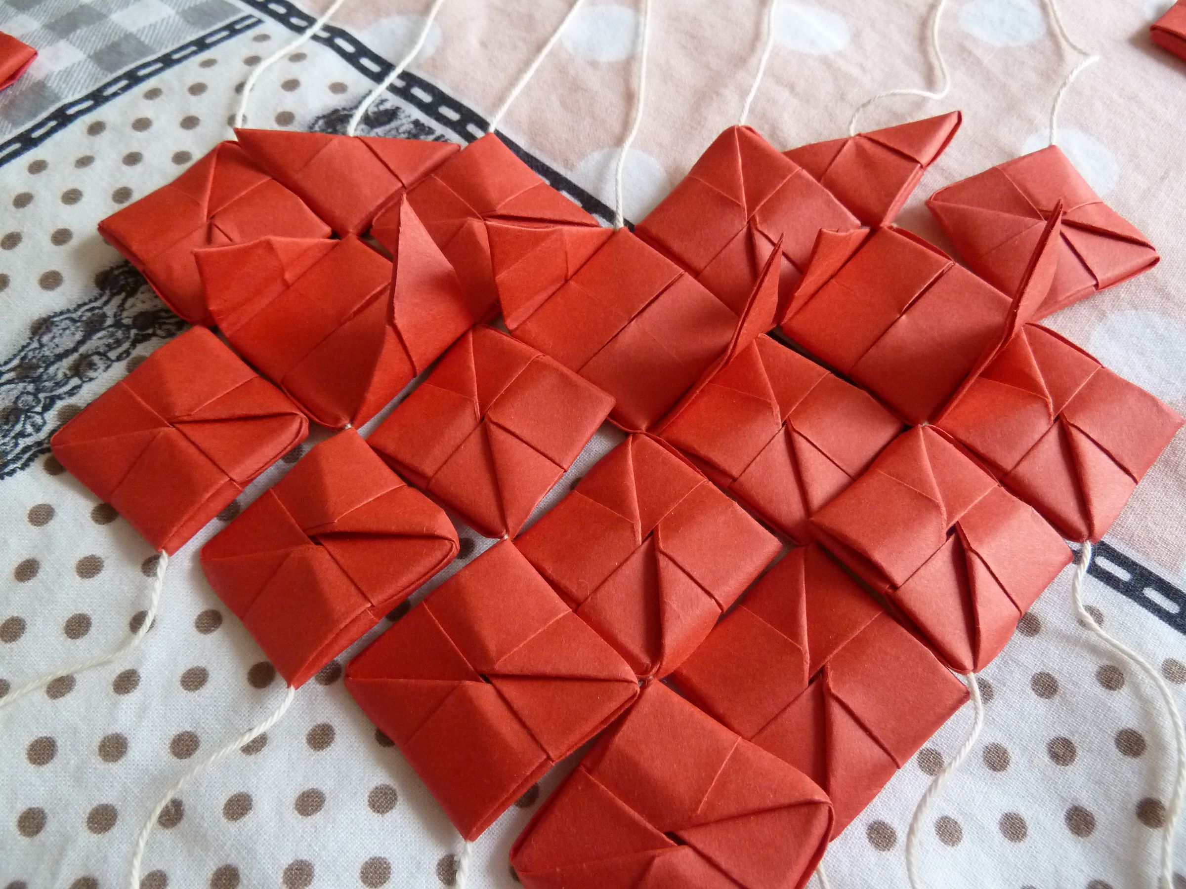 Paper Heart Decorations : 16 Steps (with Pictures) - Instructables