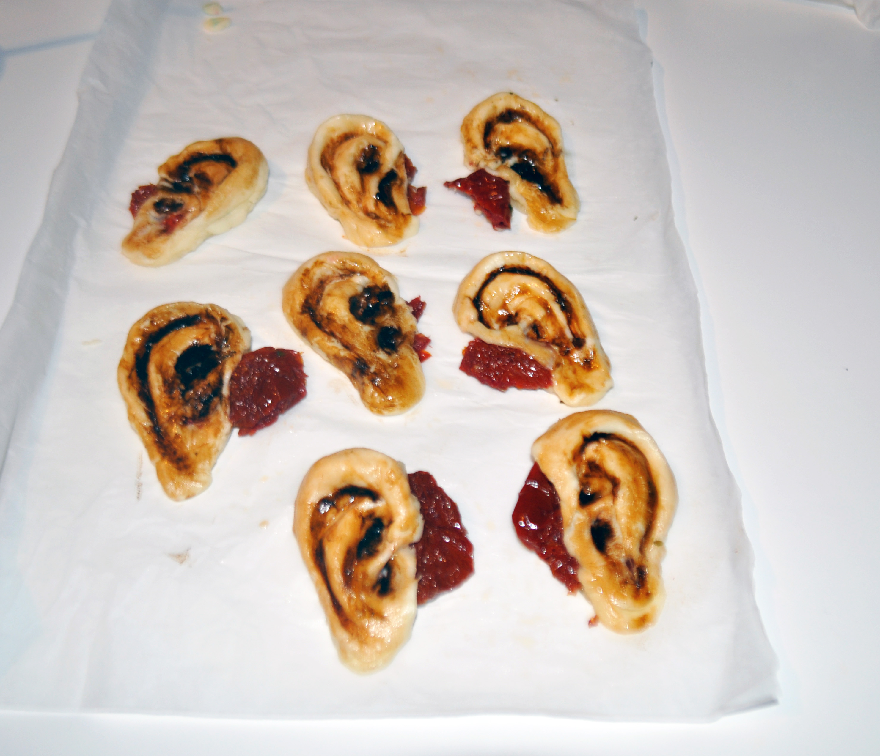 Zombie-Ear Necklace Snack (The Walking Dead) : 7 Steps (with Pictures ...