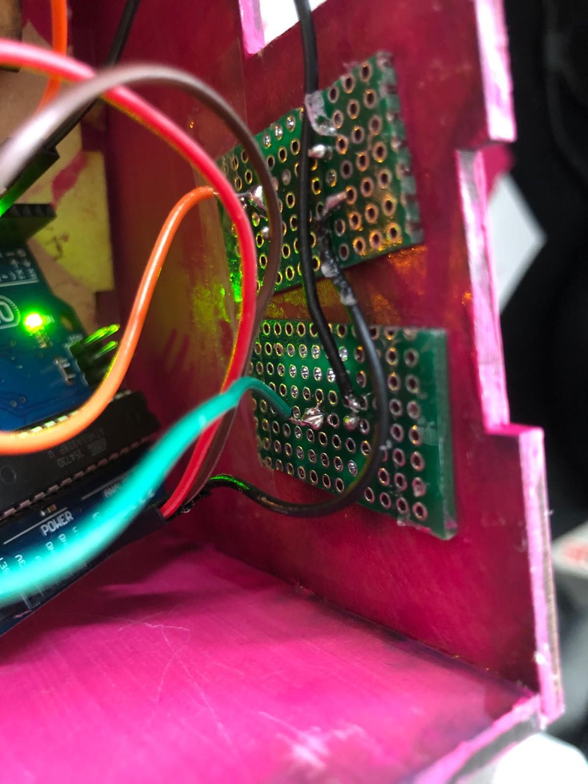 Arduino Mini Candy Vending Machine That Plays Music : 5 Steps ...