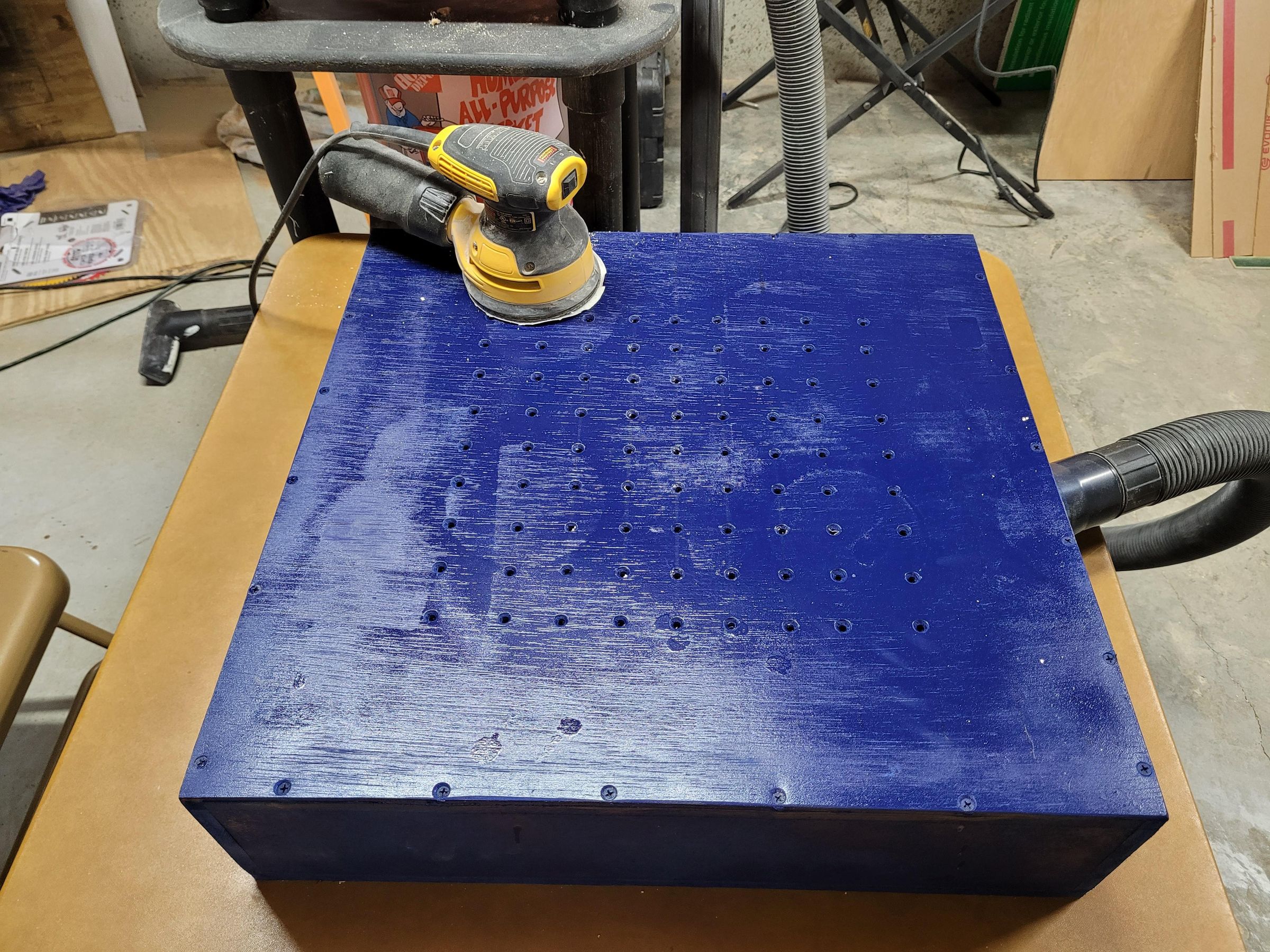 Downdraft Sanding Table From Scraps : 10 Steps (with Pictures ...