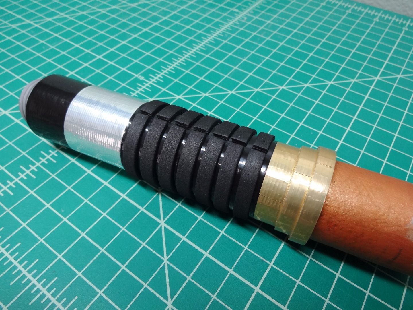 Easy $5 Lightsabers : 18 Steps (with Pictures) - Instructables