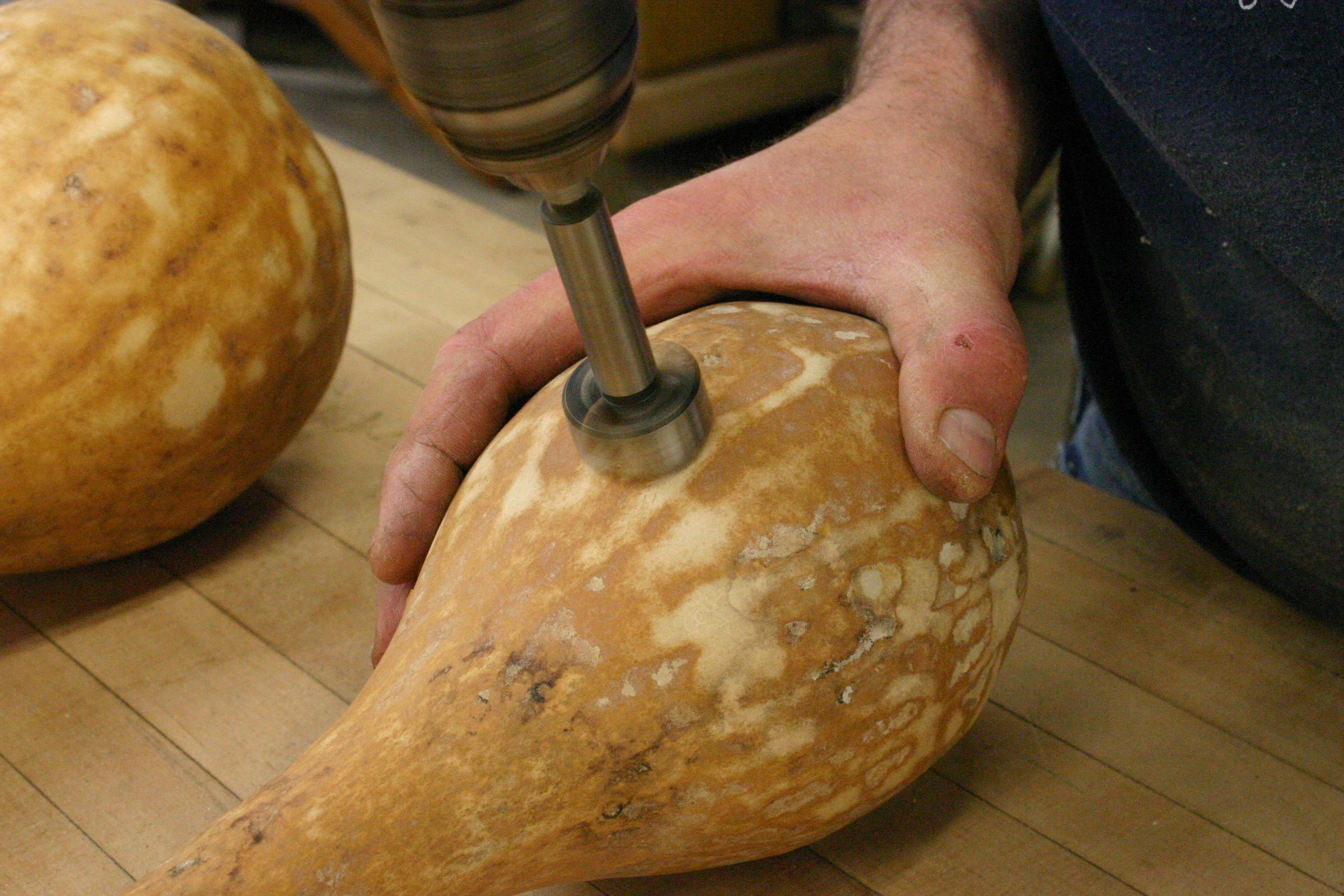 Making Gourd Birdhouses : 4 Steps (with Pictures) - Instructables