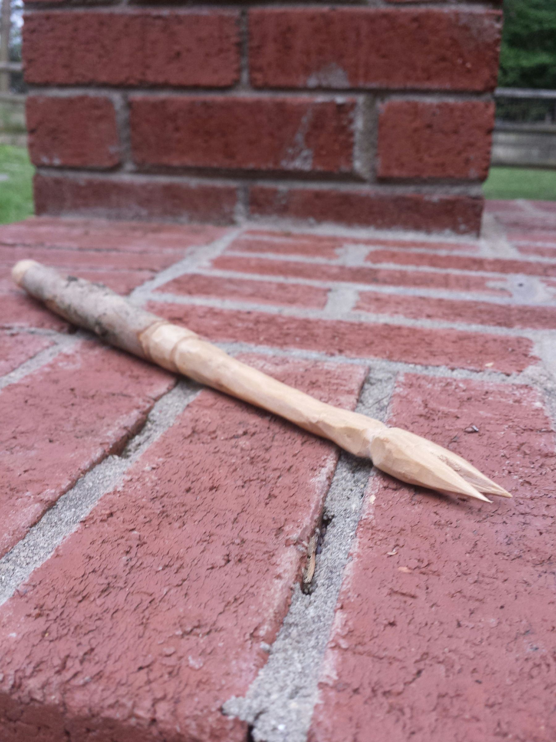 How to Whittle a Grill/bonfire Fork : 8 Steps - Instructables