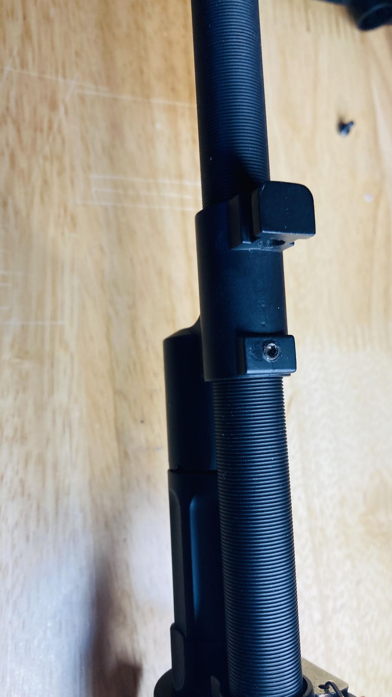 Disassemble CYMA AK-74 CM.031C Handguard : 4 Steps - Instructables