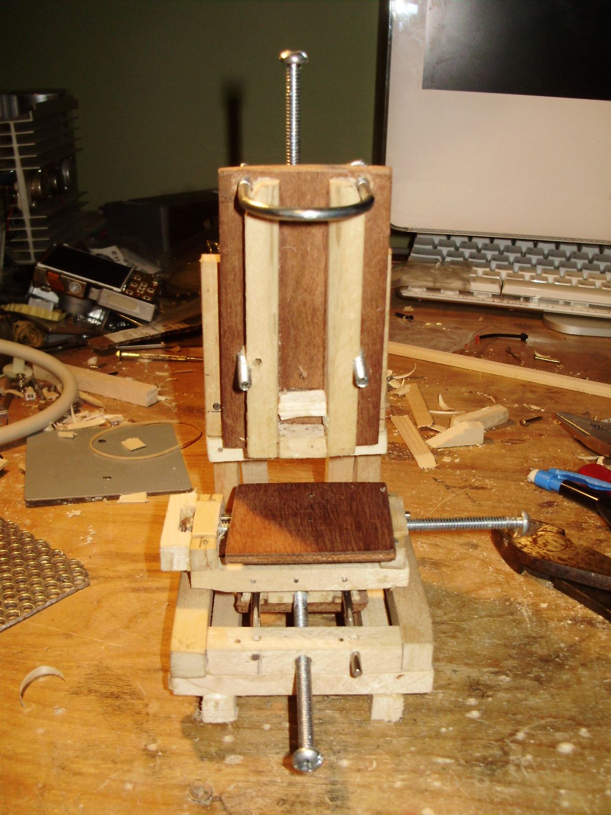Tiny Milling Machine : 10 Steps (with Pictures) - Instructables