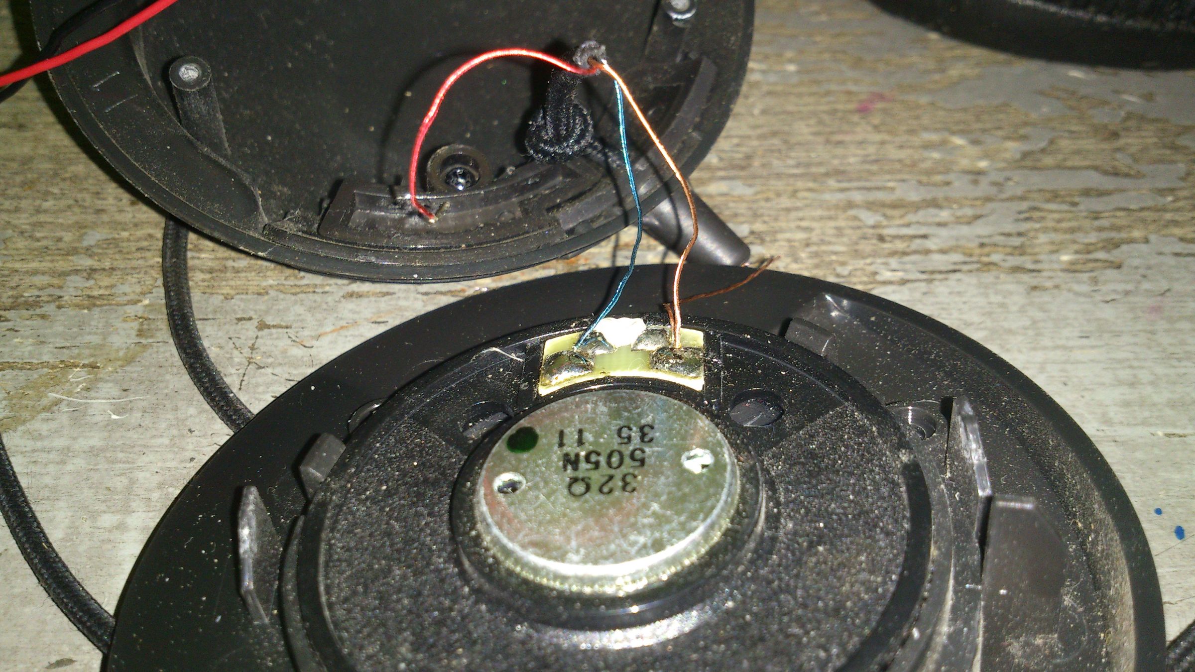 Headphone Modification : 5 Steps - Instructables