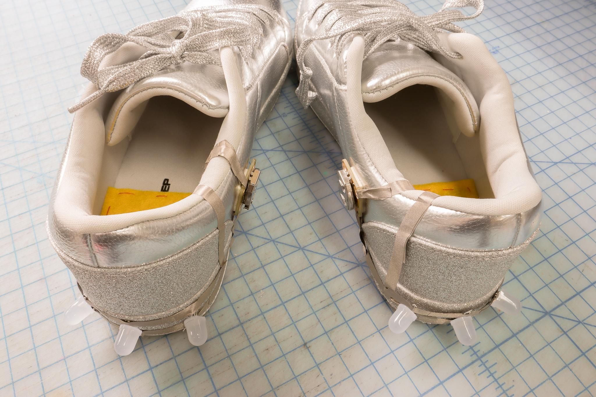 LED Sneakers - Your Shoes, Illuminated! : 10 Steps (with Pictures ...