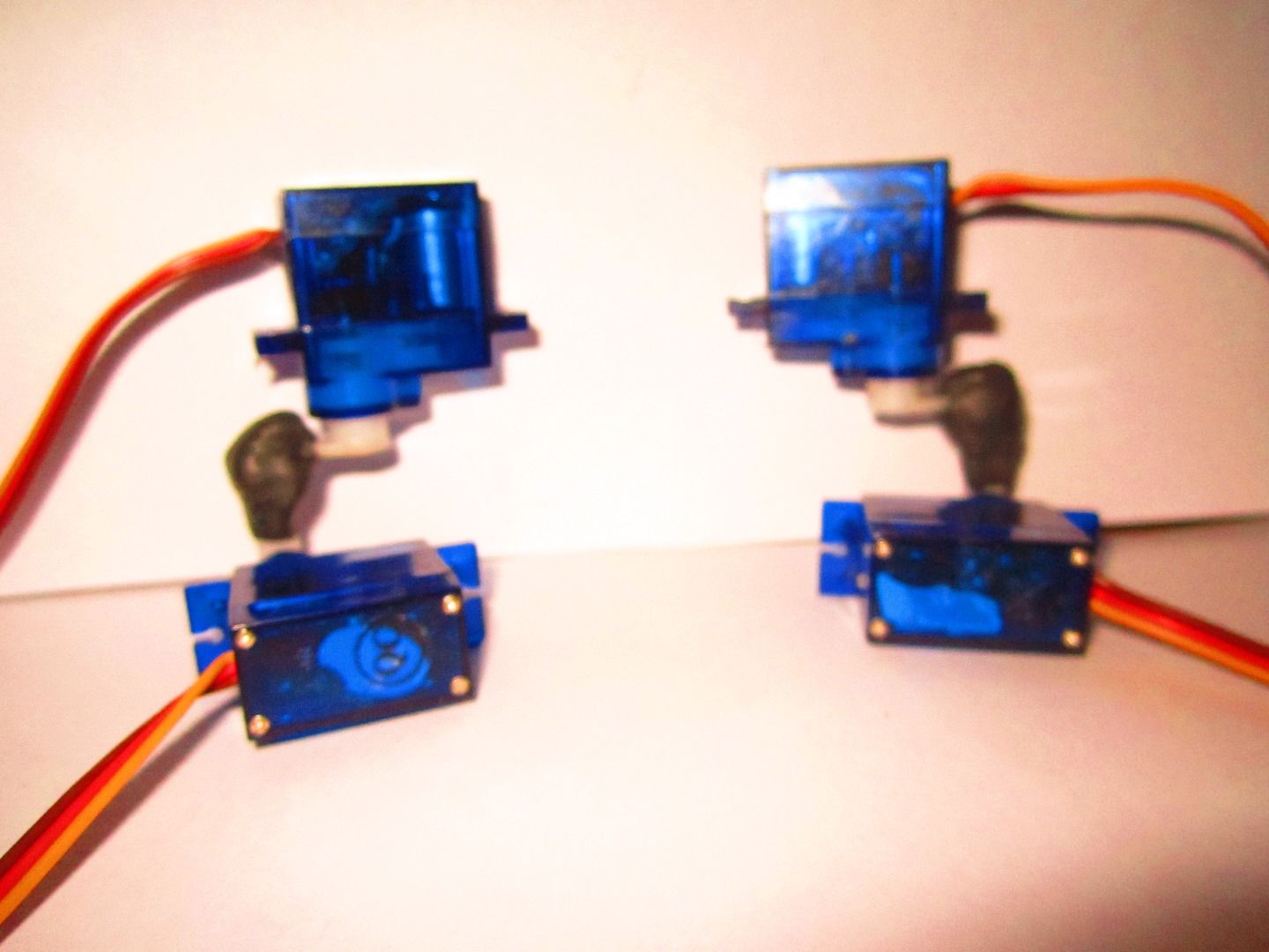Make a Simple Bipedal Humanoid Robot (Servo Walking Robot) : 7 Steps ...