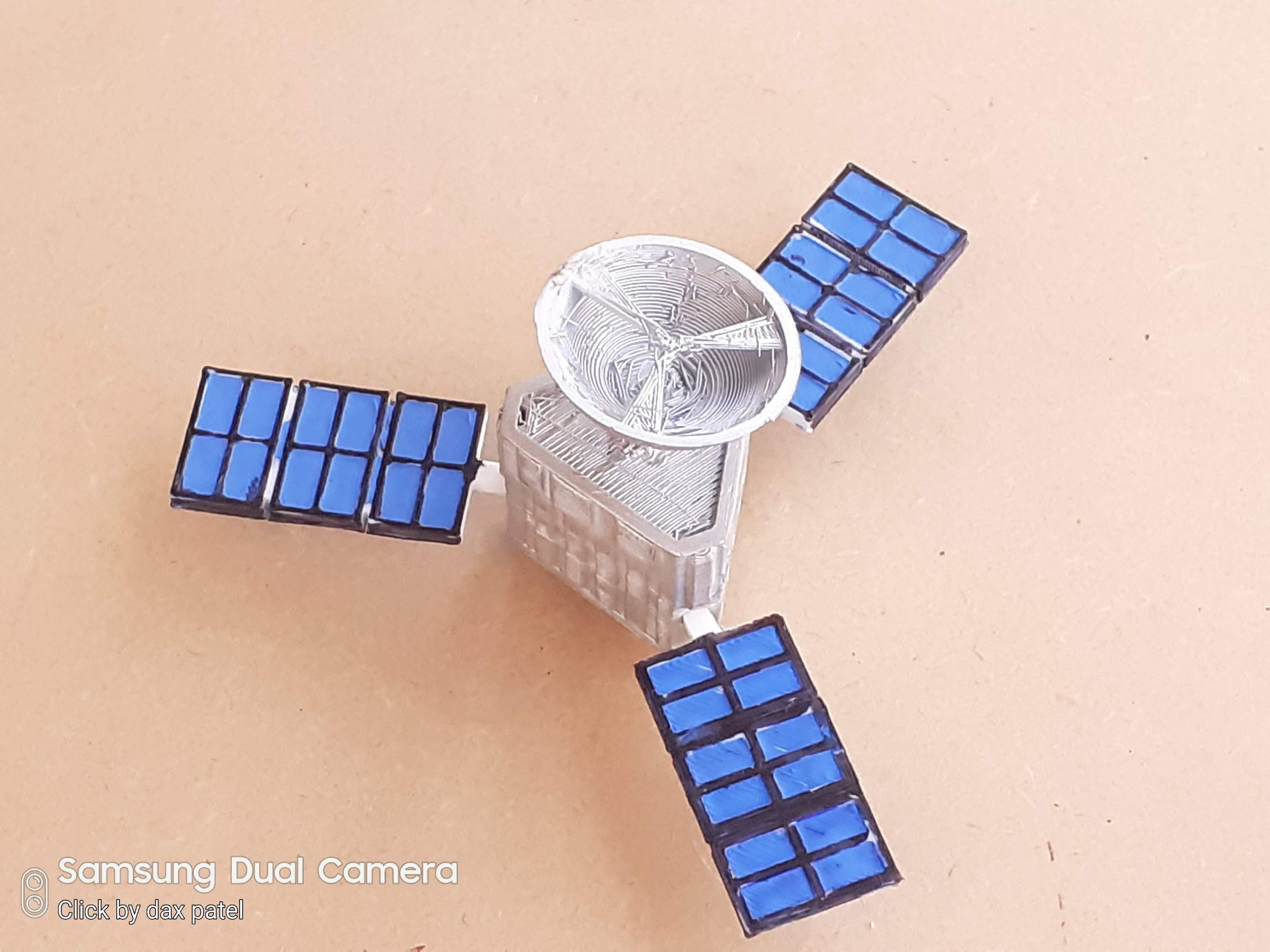 GALACTIC EXPLORER - Design & Make Your Own Spaceship Prototype : 24 ...