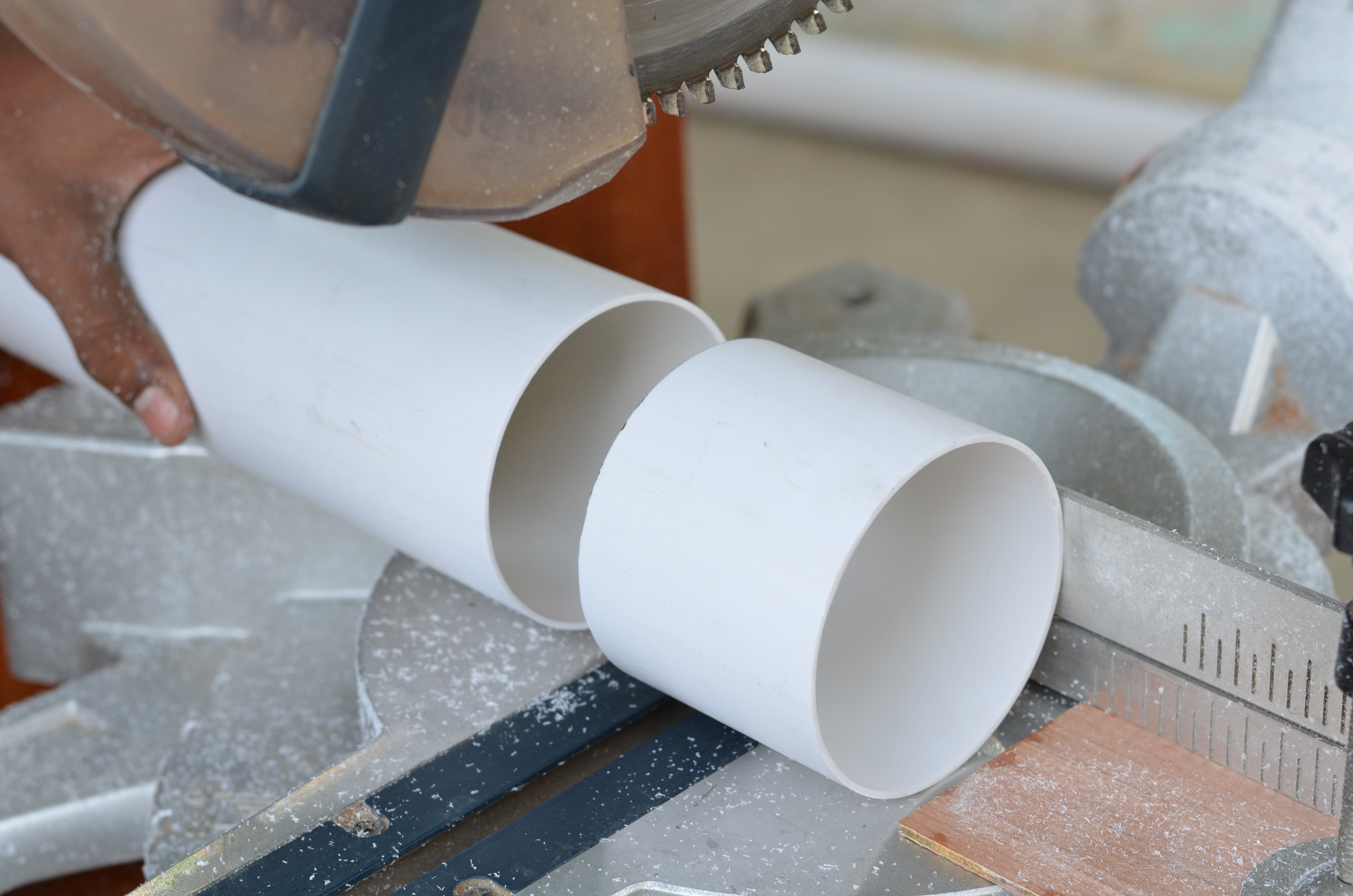 DIYers PVC Organizer Workbench/Table : 15 Steps (with Pictures ...