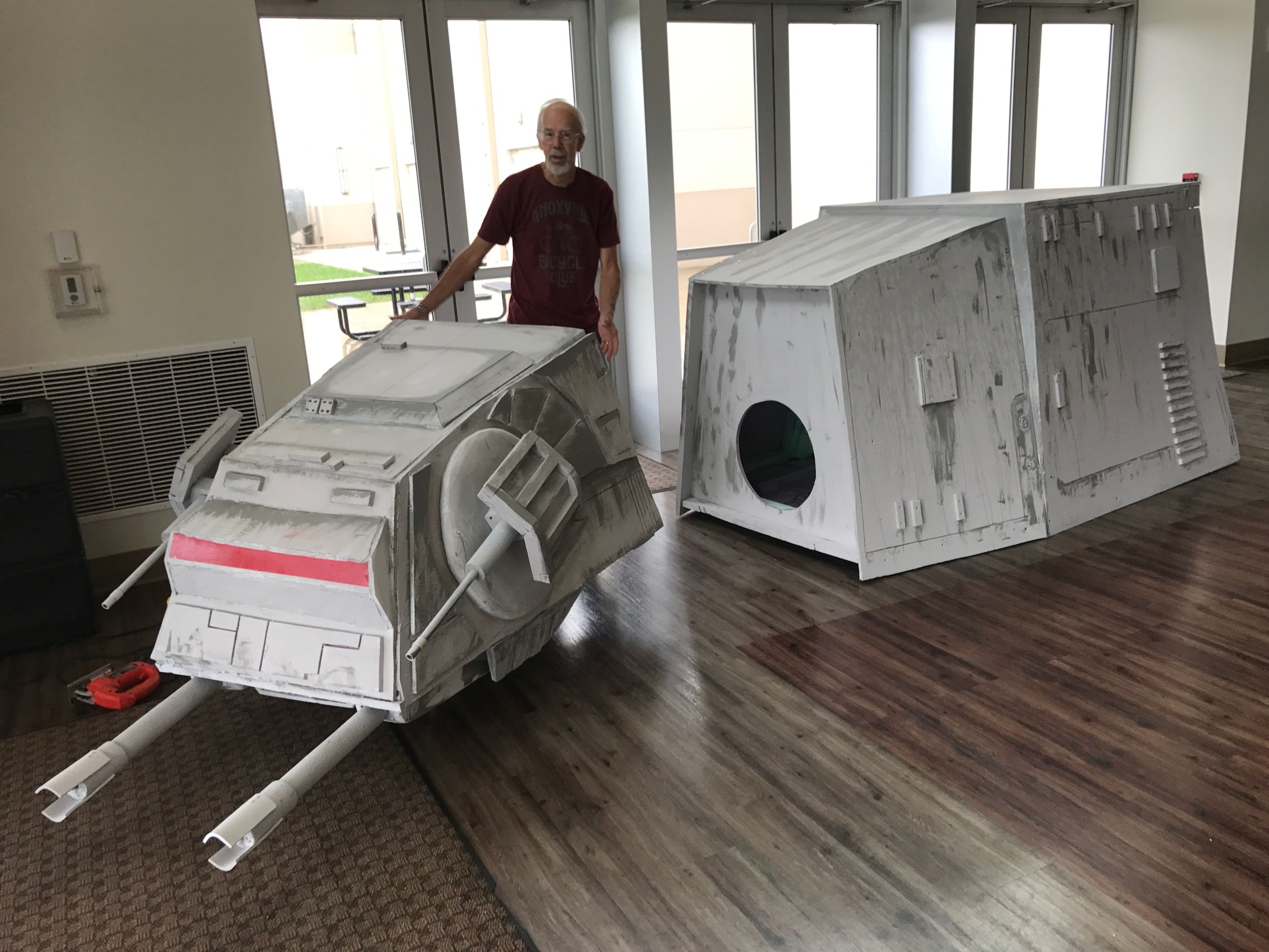 Make a Large-Scale Star Wars AT-AT Walker : 11 Steps (with Pictures ...