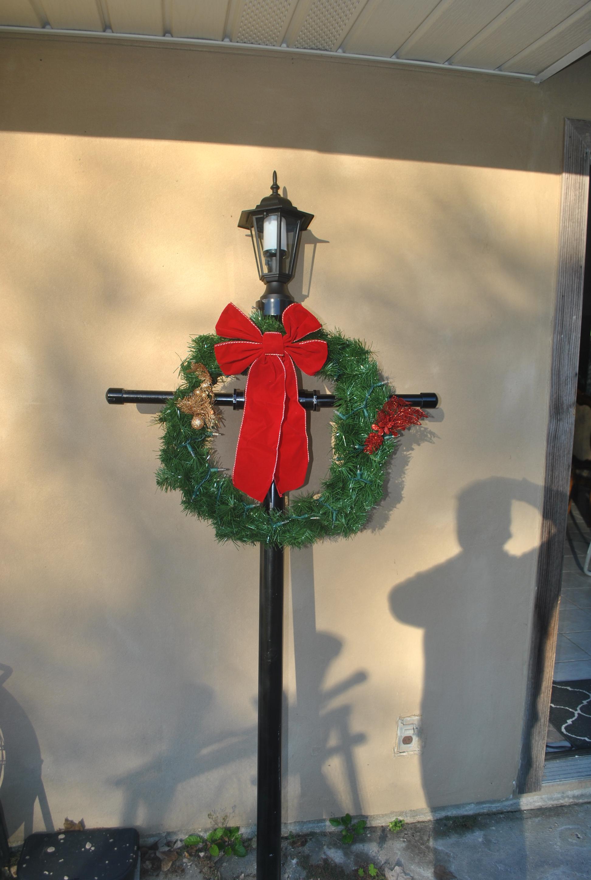 DIY Christmas Lamppost : 9 Steps (with Pictures) - Instructables