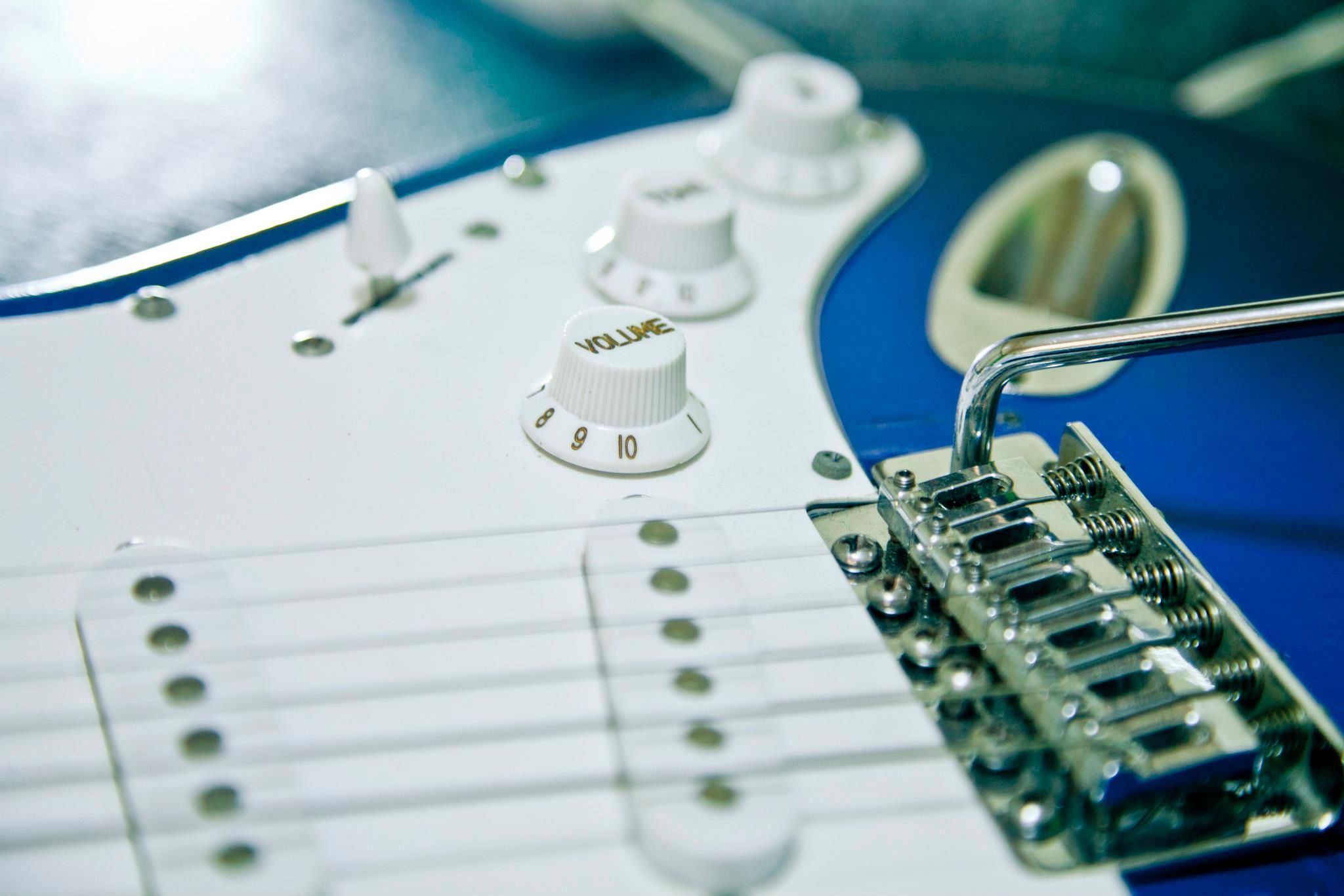 Electric Guitar From Scratch : 3 Steps - Instructables