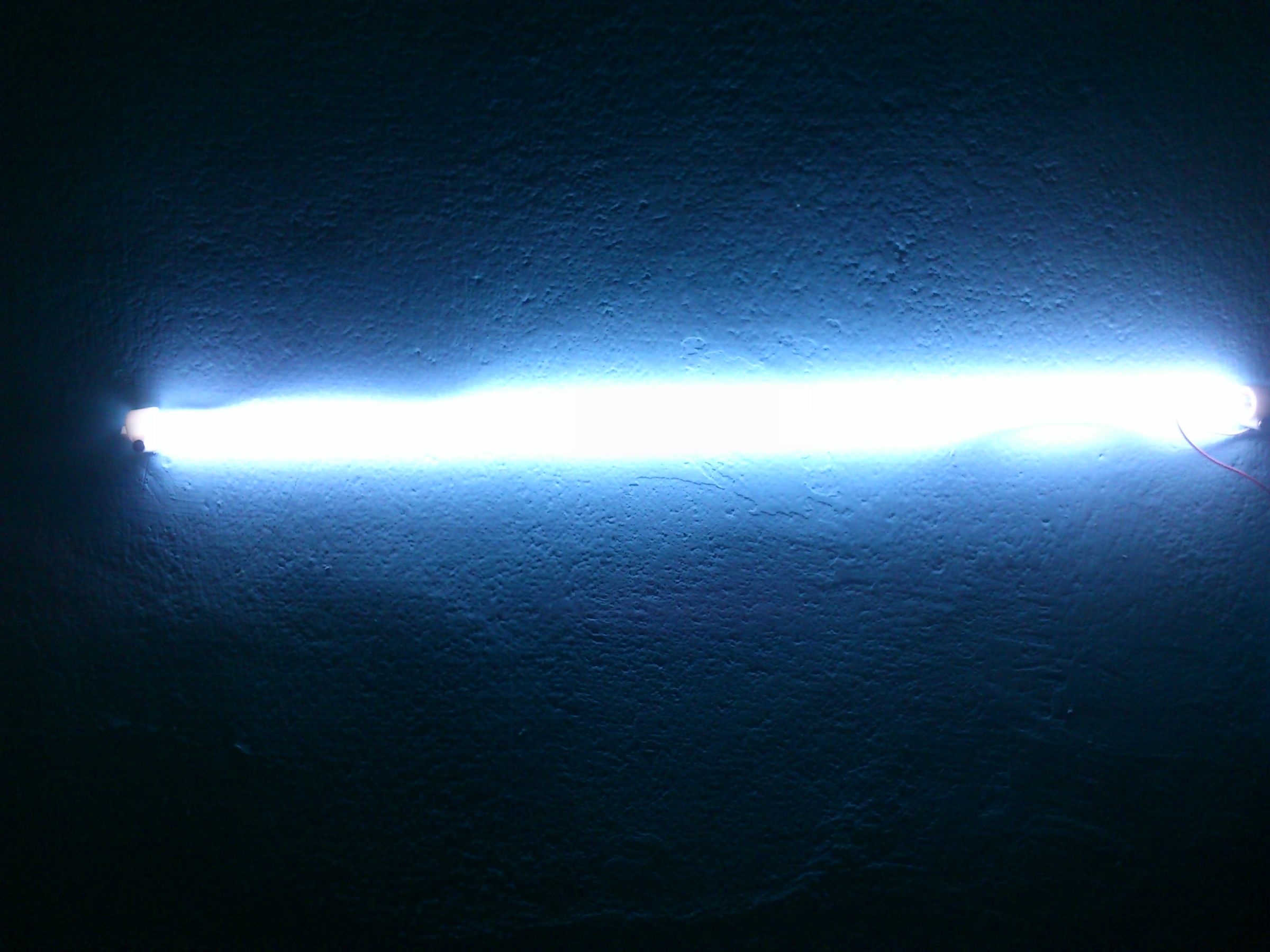Simple CCFL Attractive Wall Light : 4 Steps - Instructables