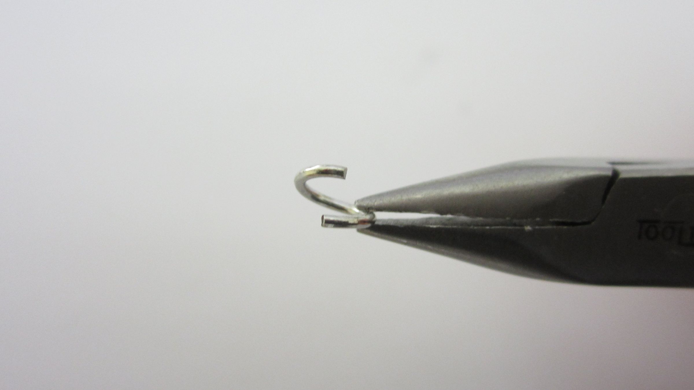 Make Jewelry From Computer Parts : 8 Steps (with Pictures) - Instructables