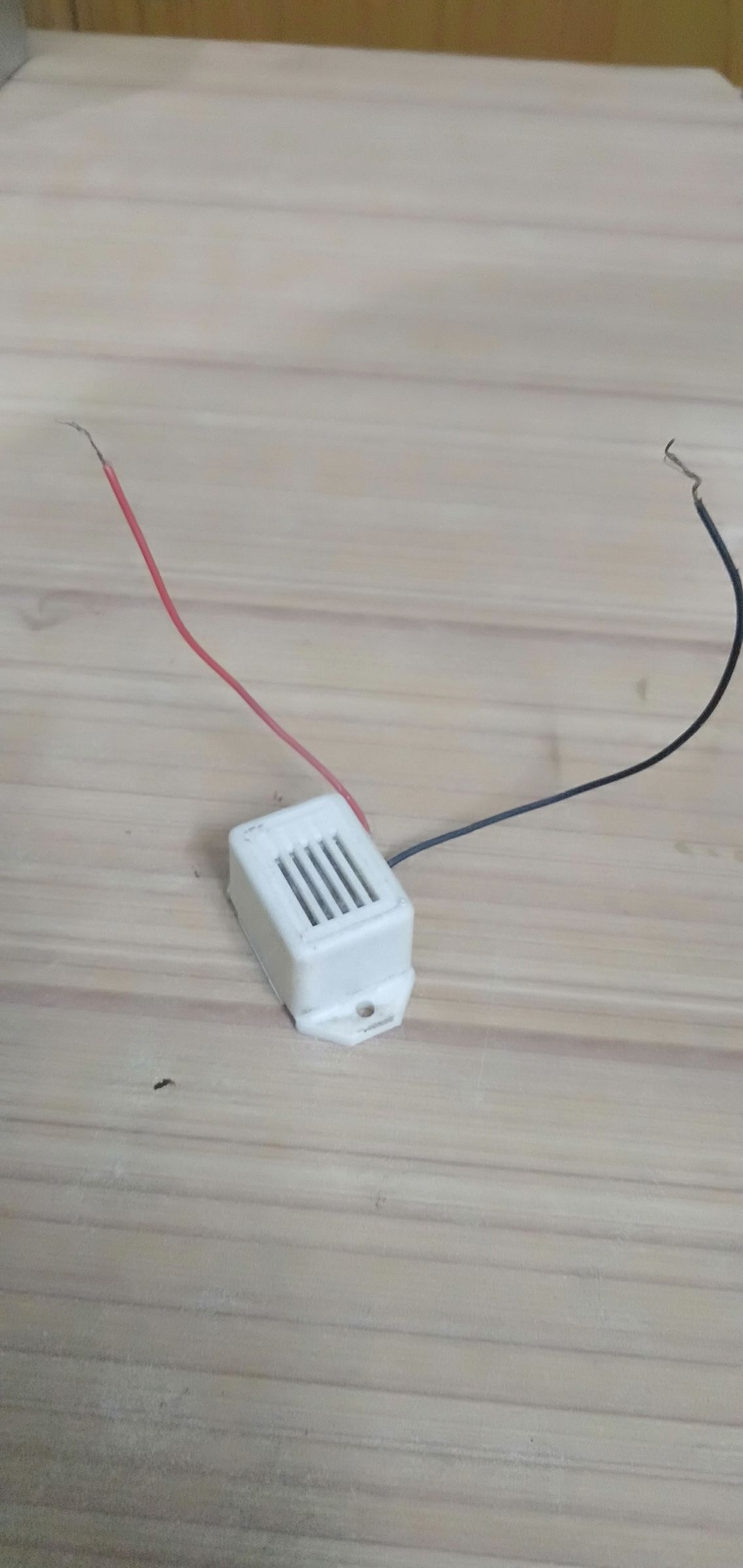 Vehicle Parking Alarm System Using PIR Sensor- DIY : 7 Steps (with ...