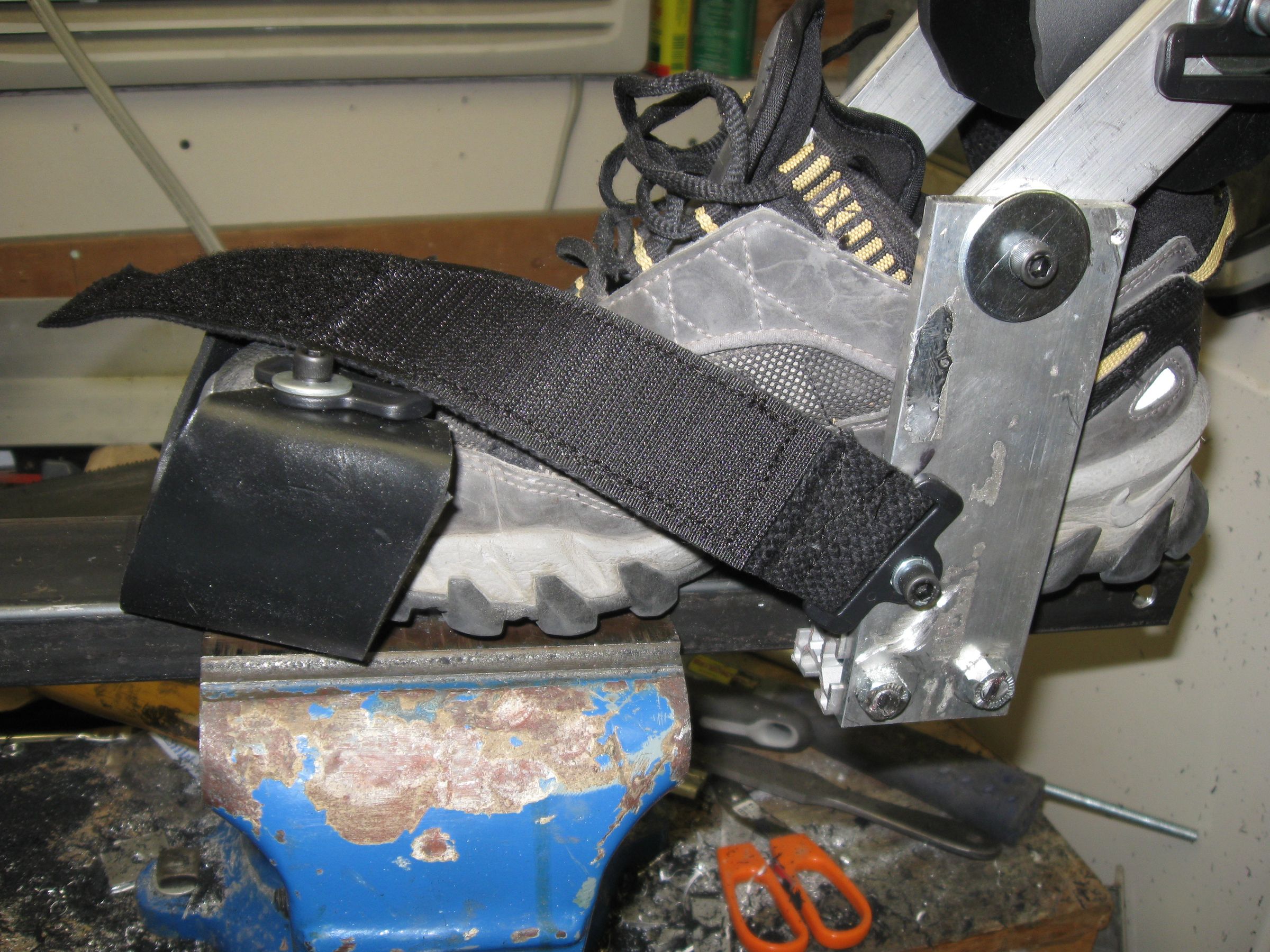 Werewolf Stilts, Digitigrade Legs. : 9 Steps (with Pictures ...