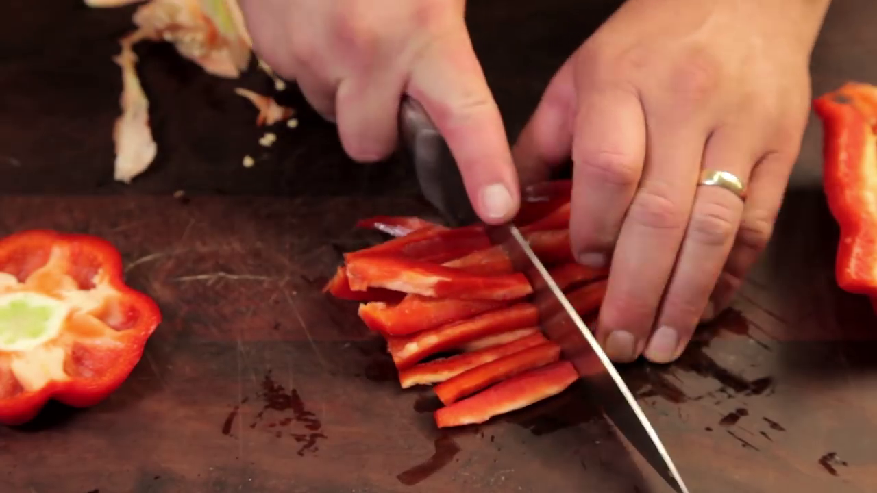 Fastest Way to Cut a Bell Pepper : 5 Steps (with Pictures) - Instructables