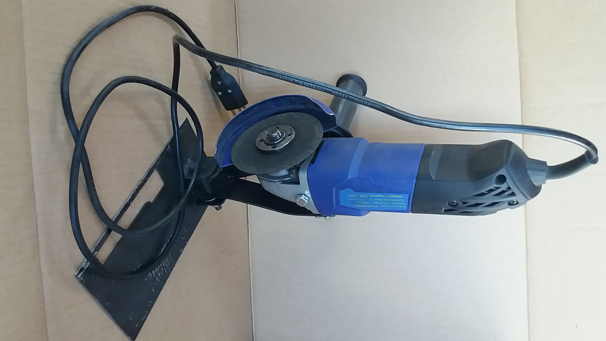 Mobile Base for Your Angle Grinder : 9 Steps (with Pictures ...