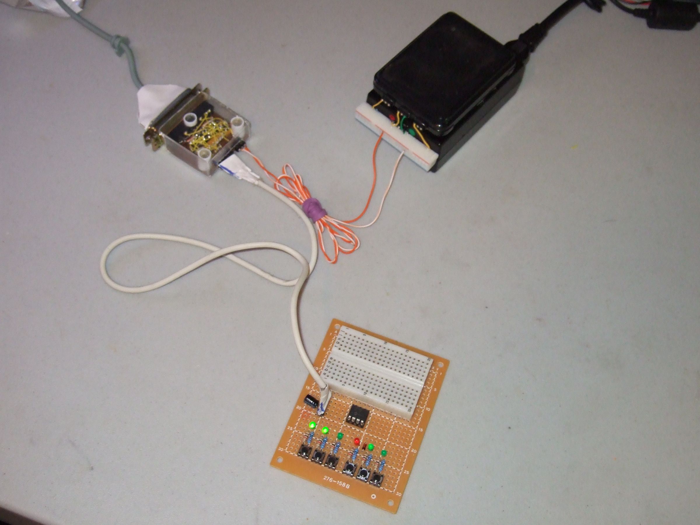 5 Transistor PIC Programmer *Schematic Added to Step 9! : 9 Steps ...