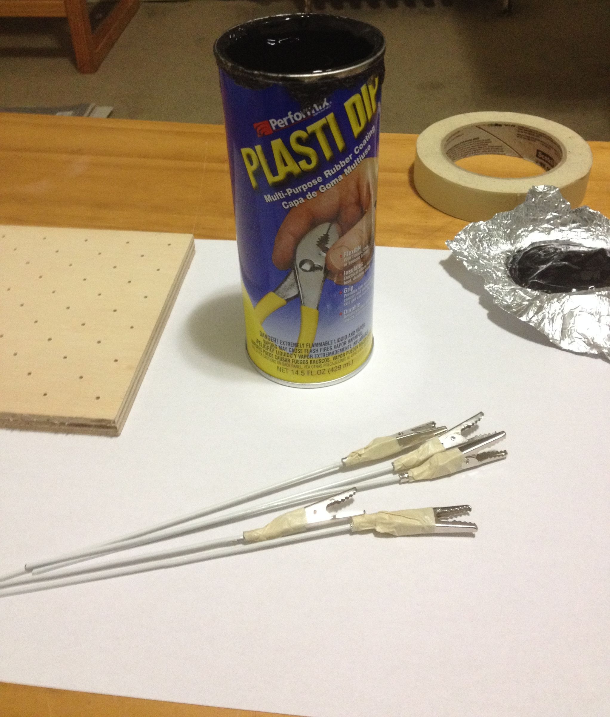 Small Parts Painting Stand : 8 Steps - Instructables