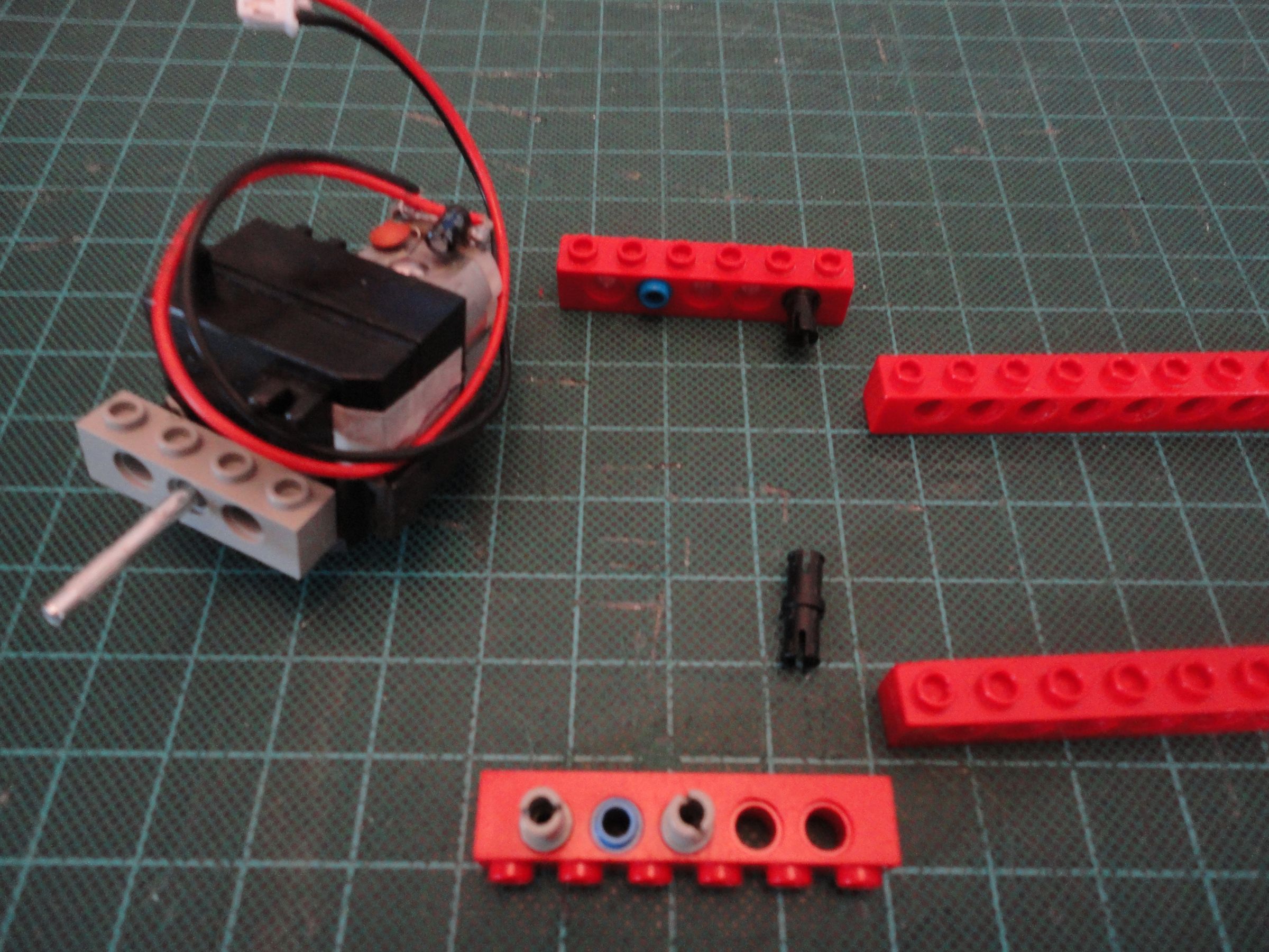 Wireless Lego Race Car : 13 Steps (with Pictures) - Instructables