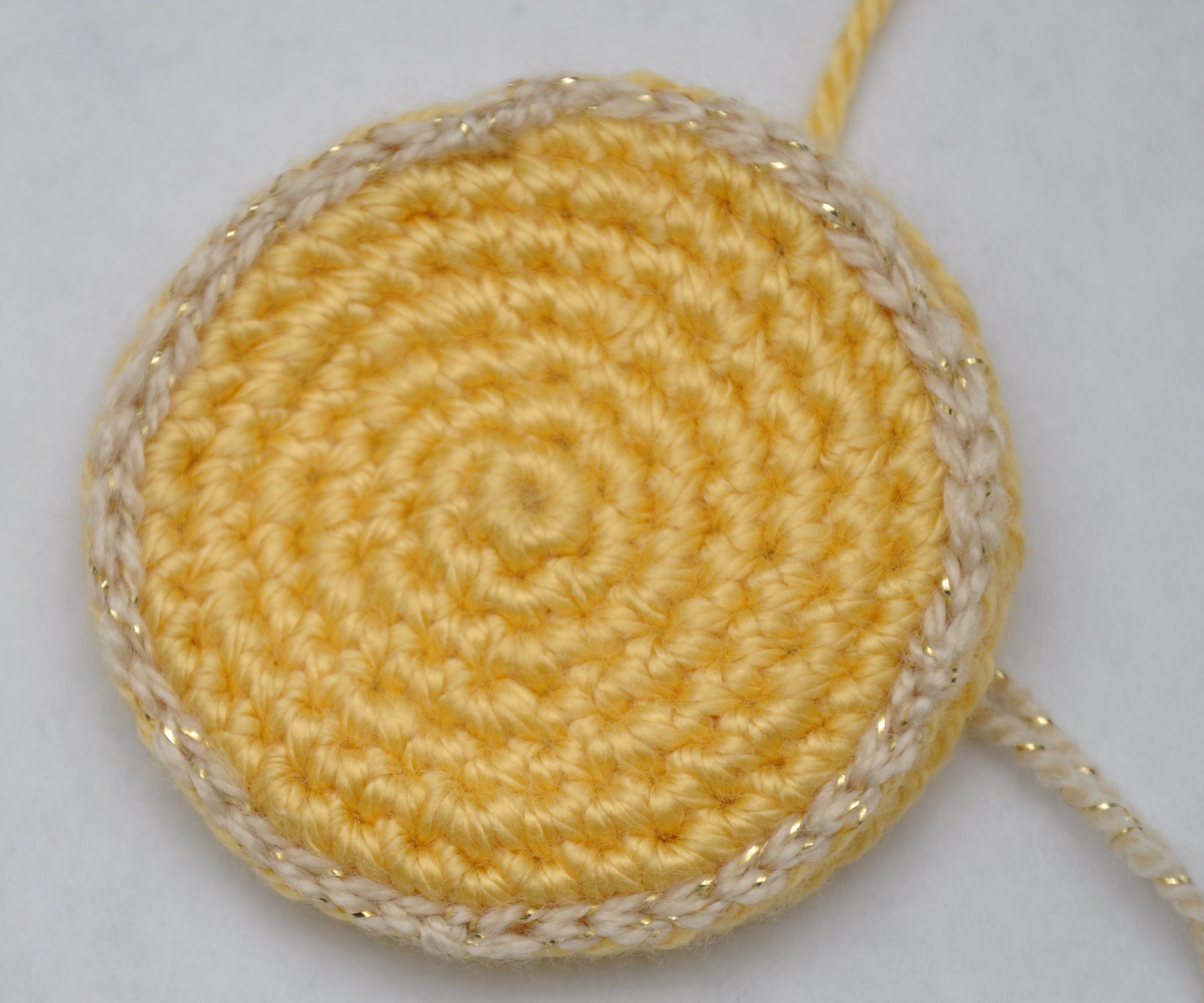 Crochet Medals : 8 Steps (with Pictures) - Instructables