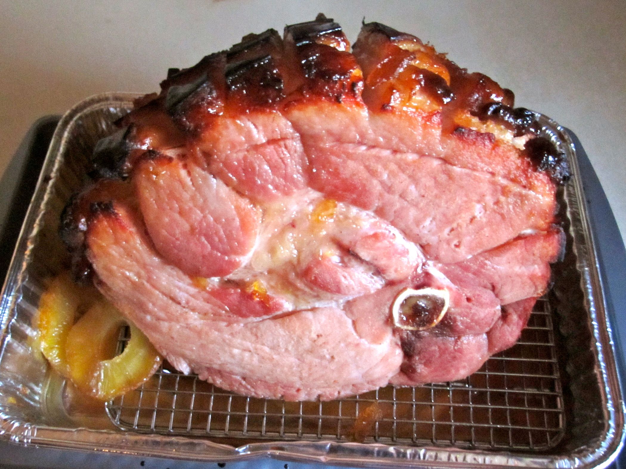 Baked Ham With Pineapple Glaze : 9 Steps (with Pictures) - Instructables