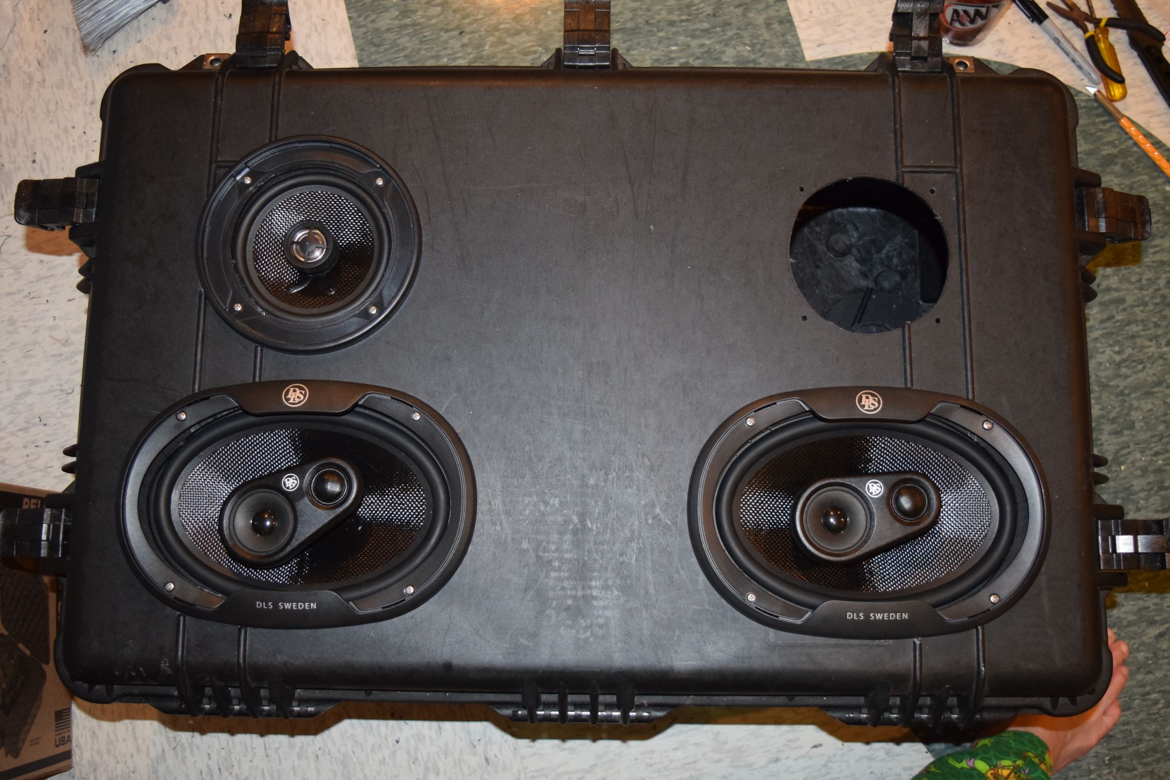 DIY Boombox With Car Stereo Head Unit : 9 Steps - Instructables